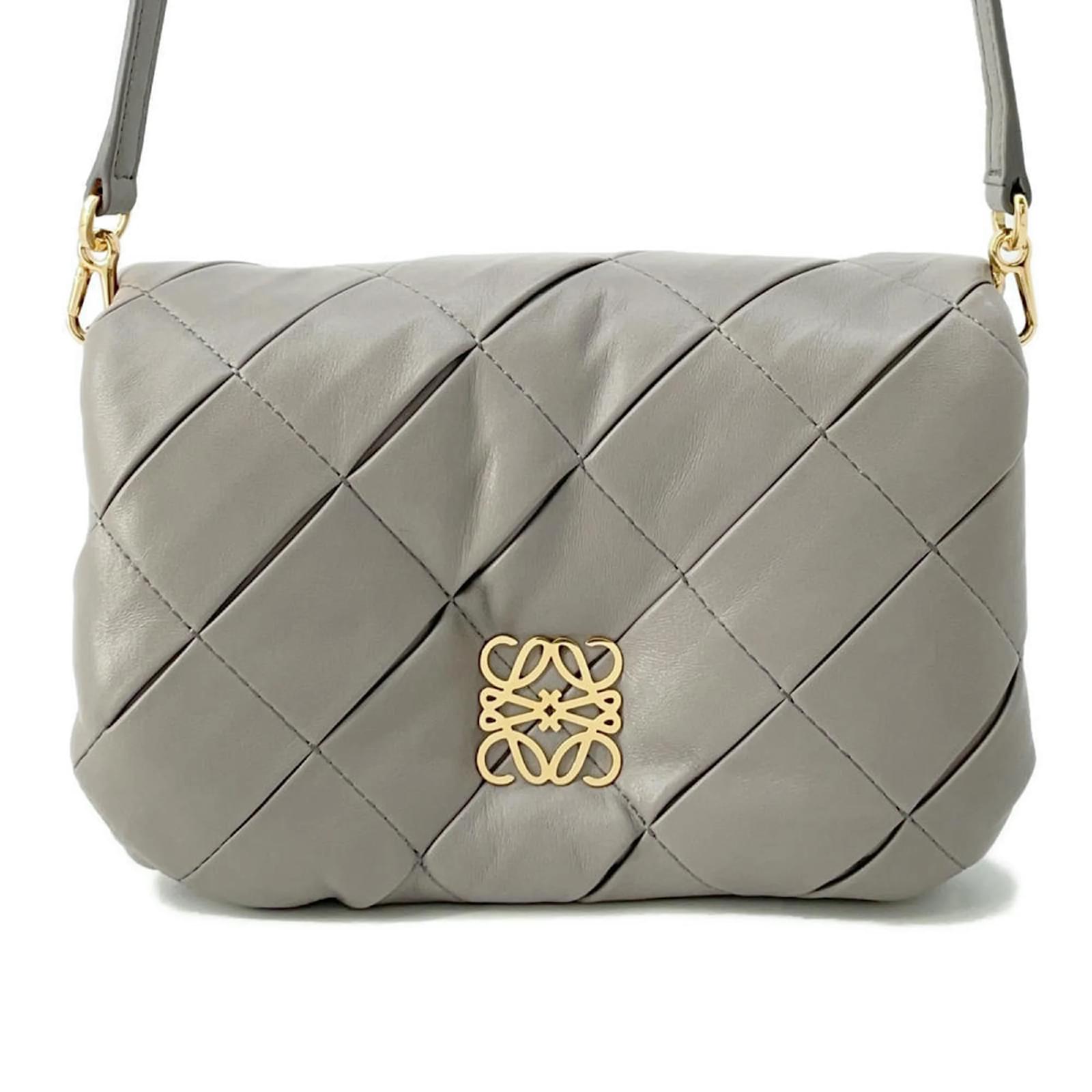 Loewe Goya Puffer Shoulder Bag Leather ref.2202499 - Joli Closet