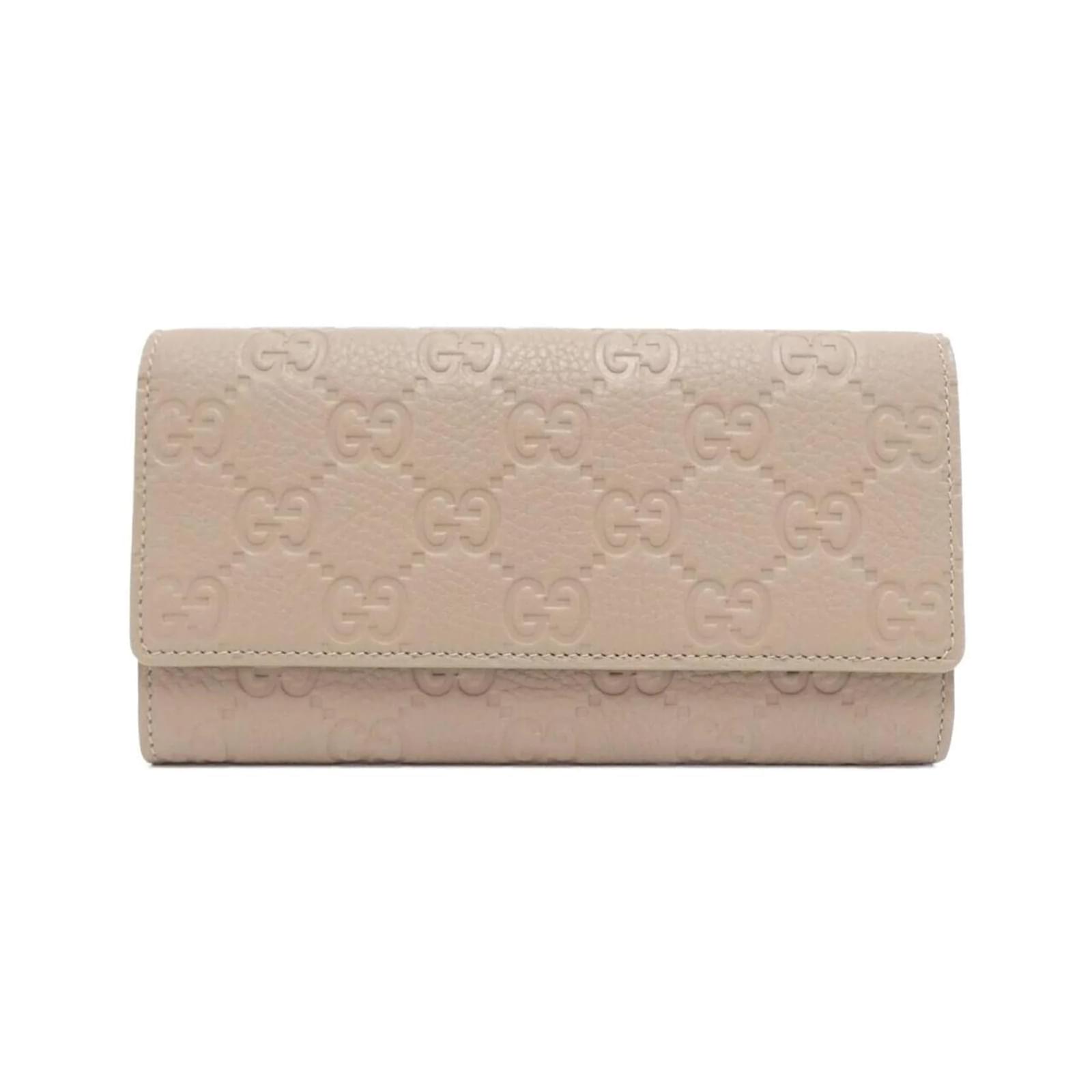 Gucci GG Emblem Bi-Fold Leather Wallet ref.2219677 - Joli Closet