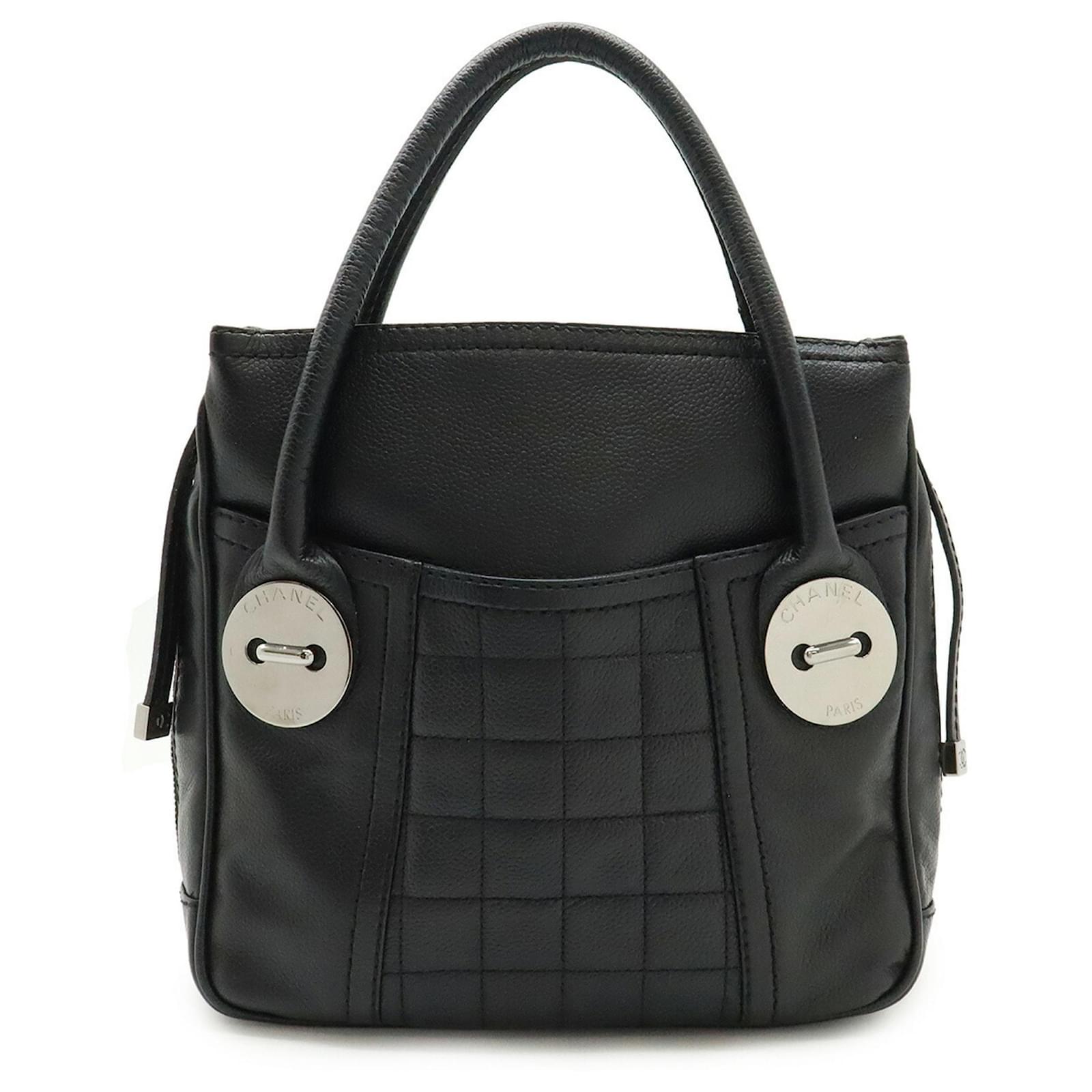 Chanel Chocolate Bar Handbag Tote Bag Black ref.2224010 - Joli Closet