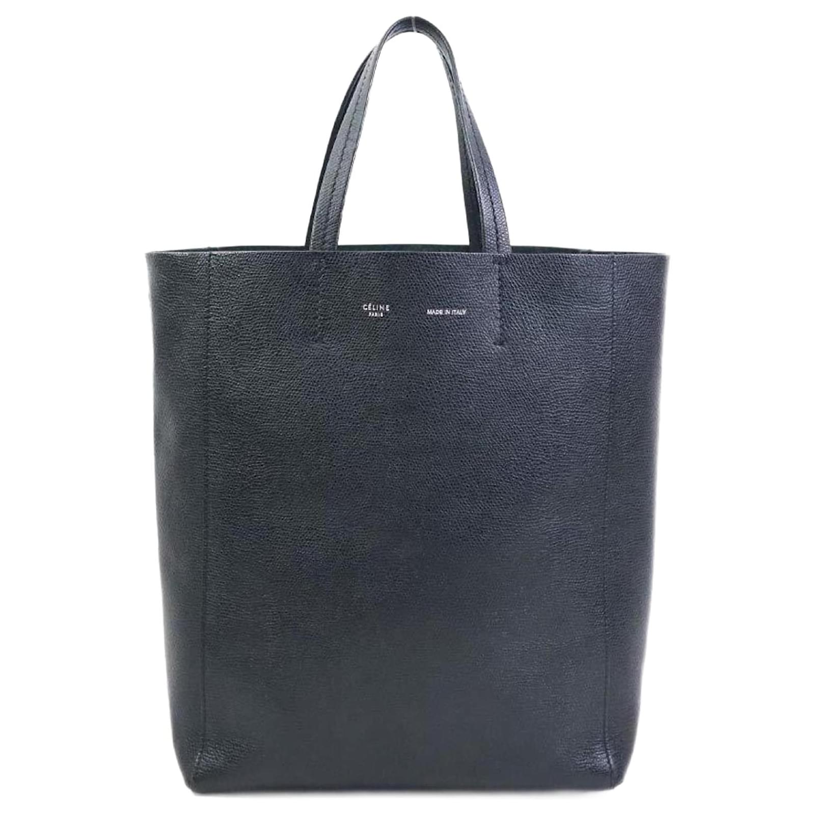 Céline Celine Black Leather Handbag ref.2234482 - Joli Closet
