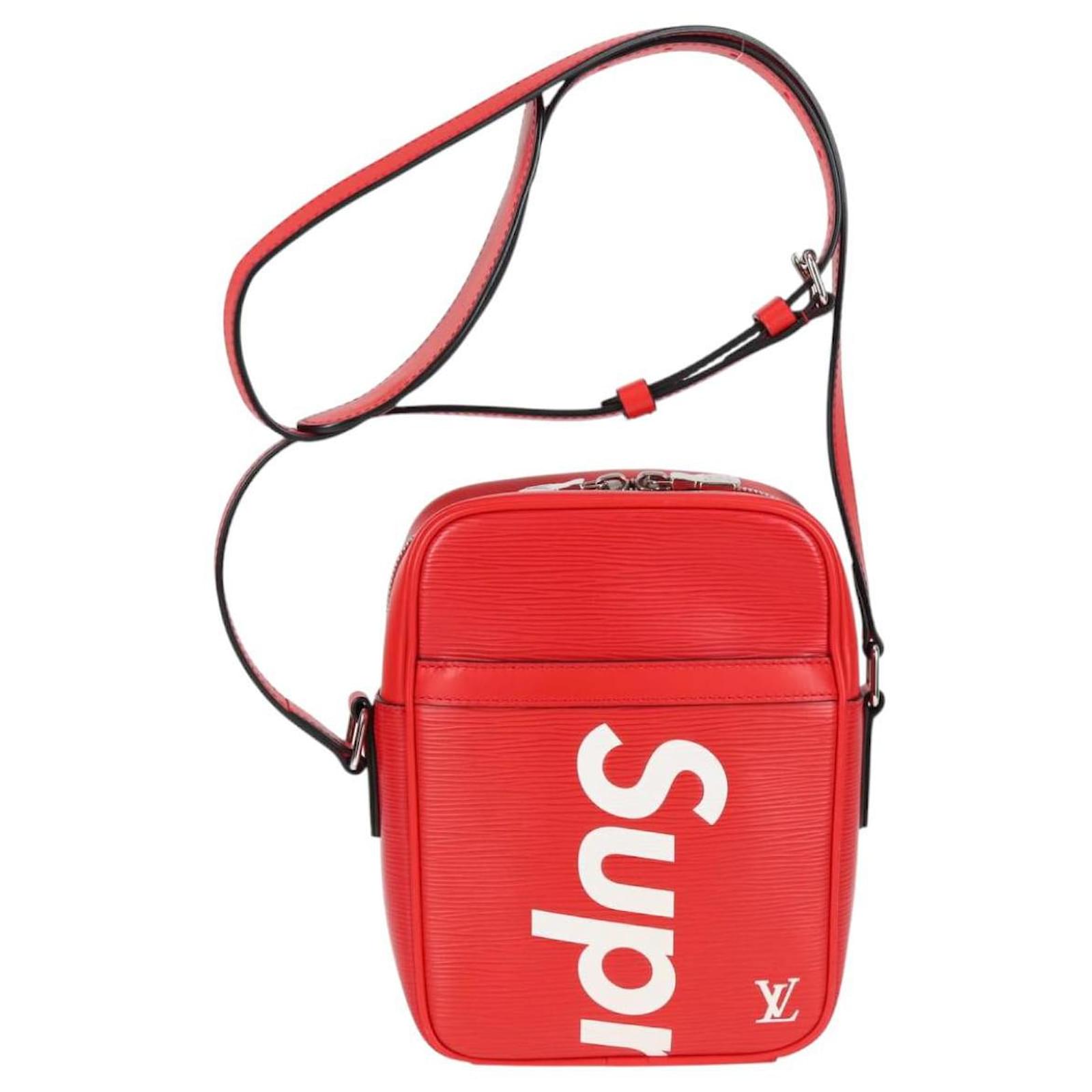 LOUIS VUITTON Epi LVx Supreme Danube PM Shoulder Bag Red M53417 LV Auth ...