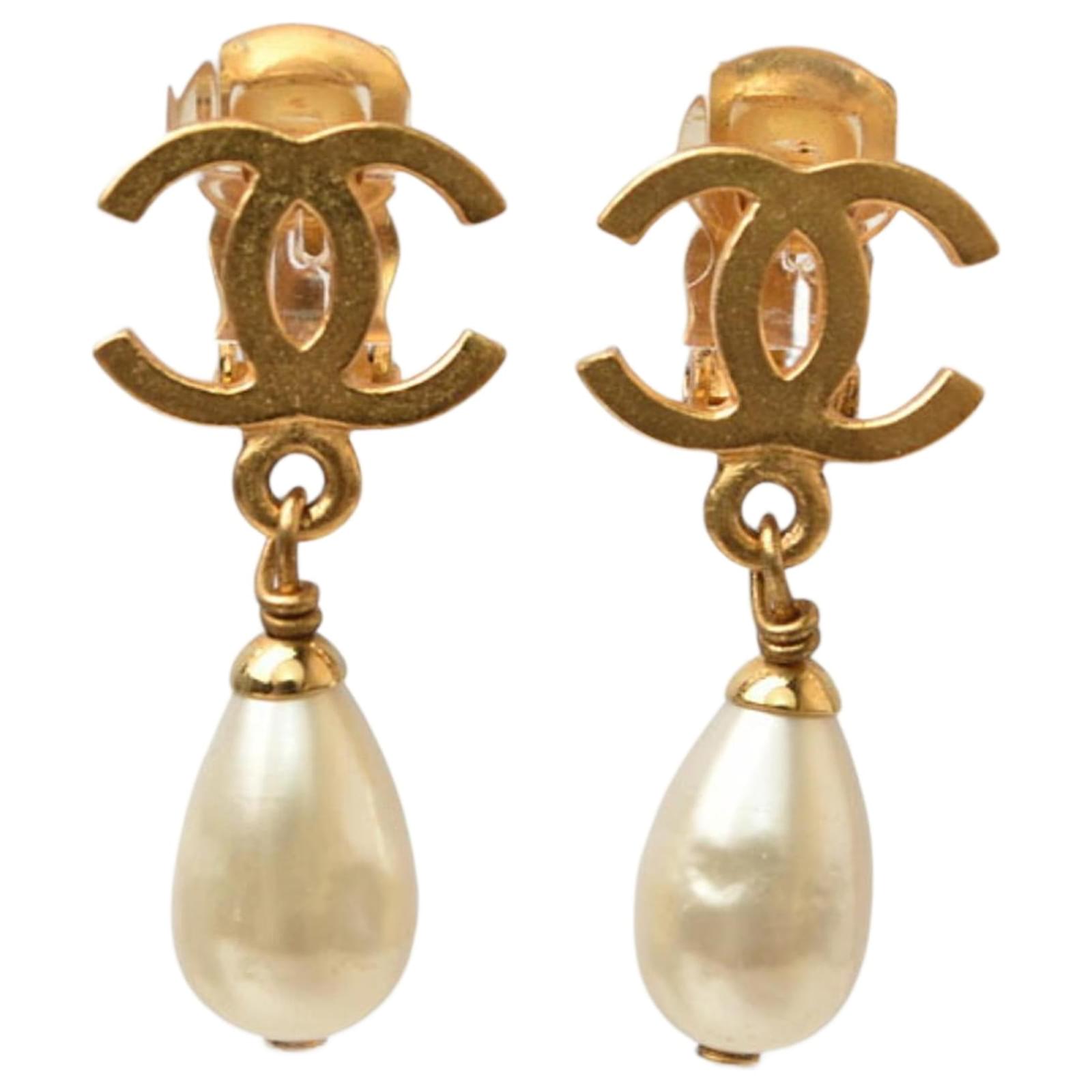 Chanel Coco Mark Golden Gold-plated ref.2248057 - Joli Closet