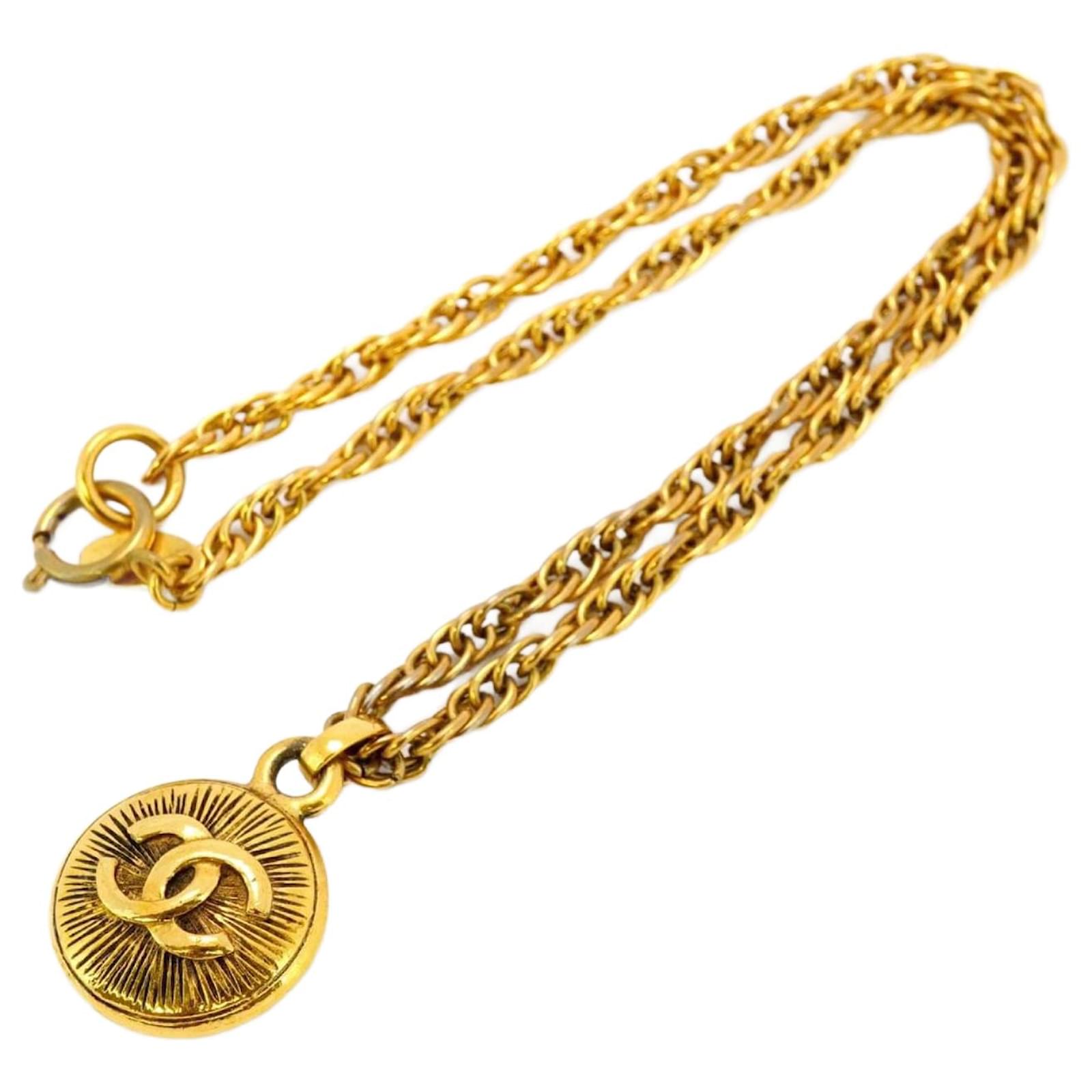 Chanel Coco Mark Golden Gold-plated ref.2249127 - Joli Closet