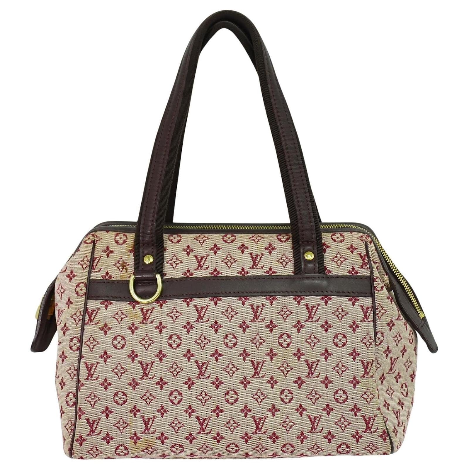 Louis Vuitton Josephine Pink Cloth ref.2255819 - Joli Closet