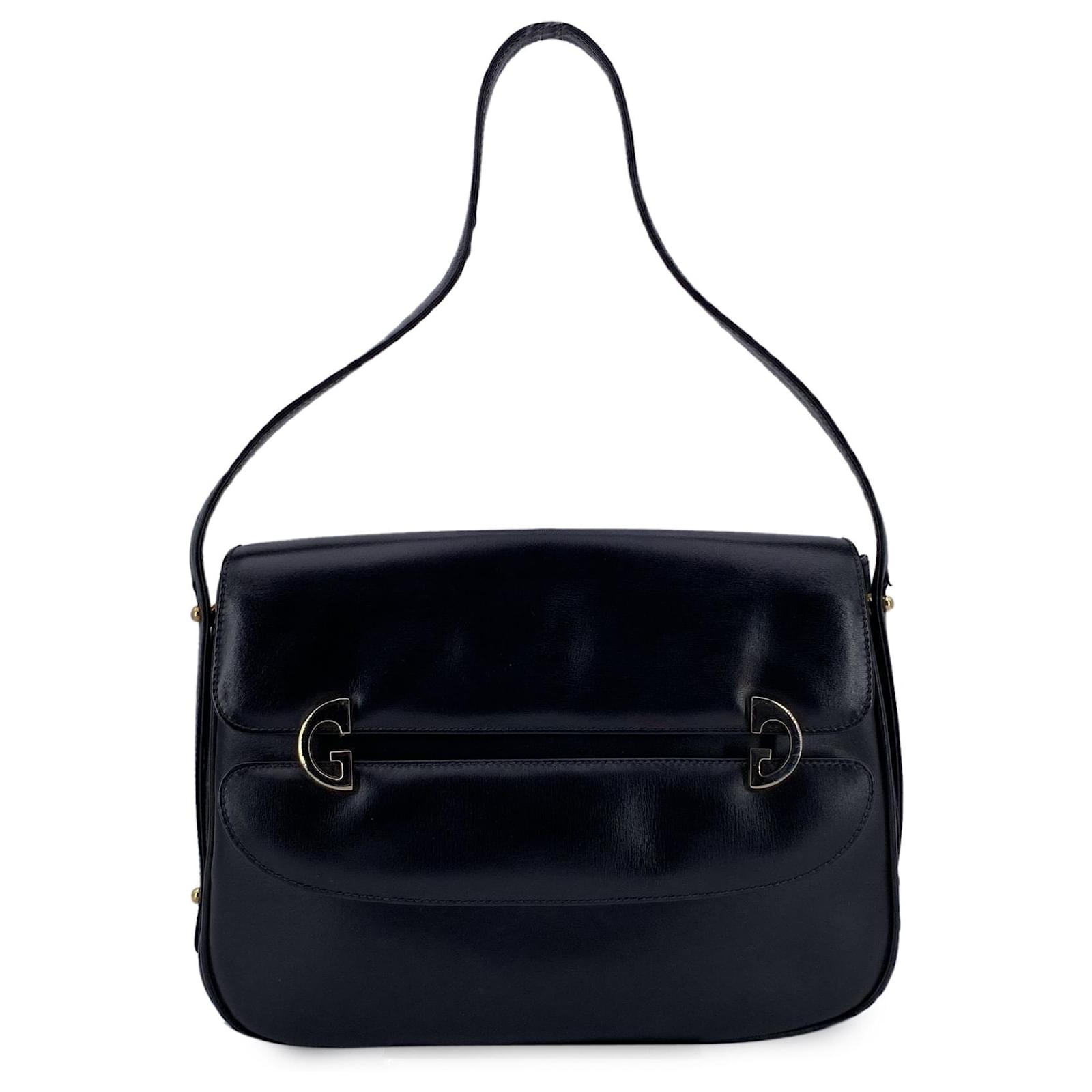 Gucci Vintage Black Leather GG Cut Out Flap Shoulder Bag ref.2268006 ...