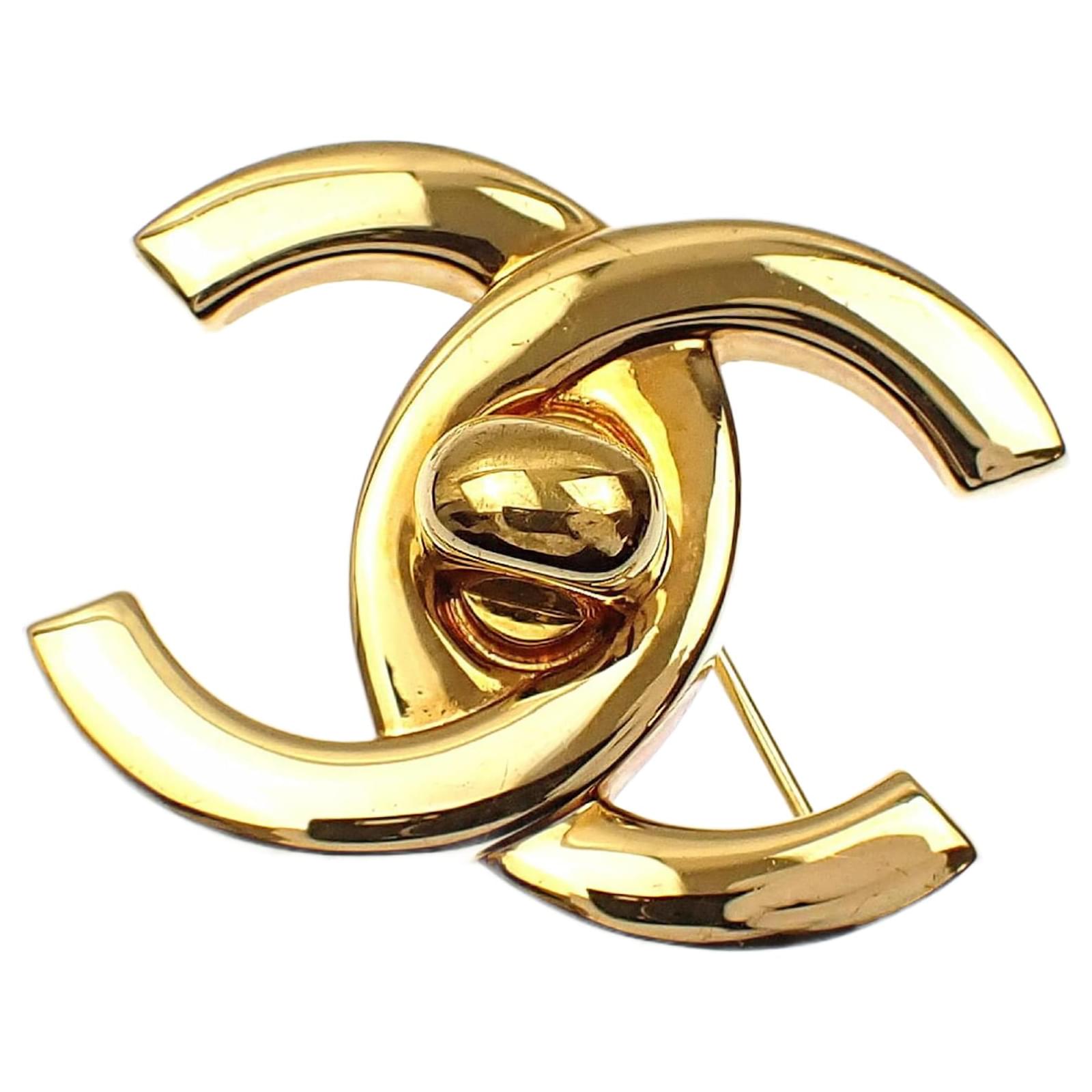 Chanel Coco Mark Golden Gold-plated ref.2273243 - Joli Closet
