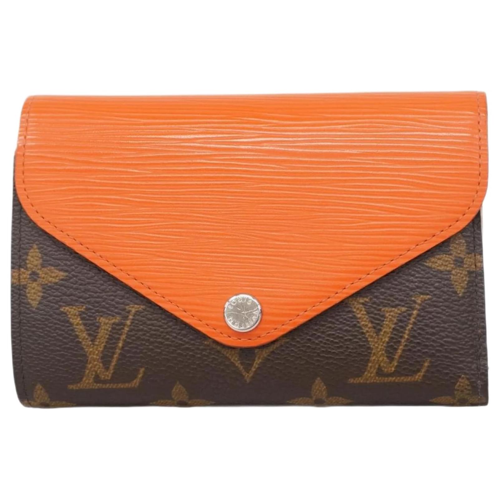 Louis Vuitton Tri-fold Wallet Brown ref.2274960 - Joli Closet
