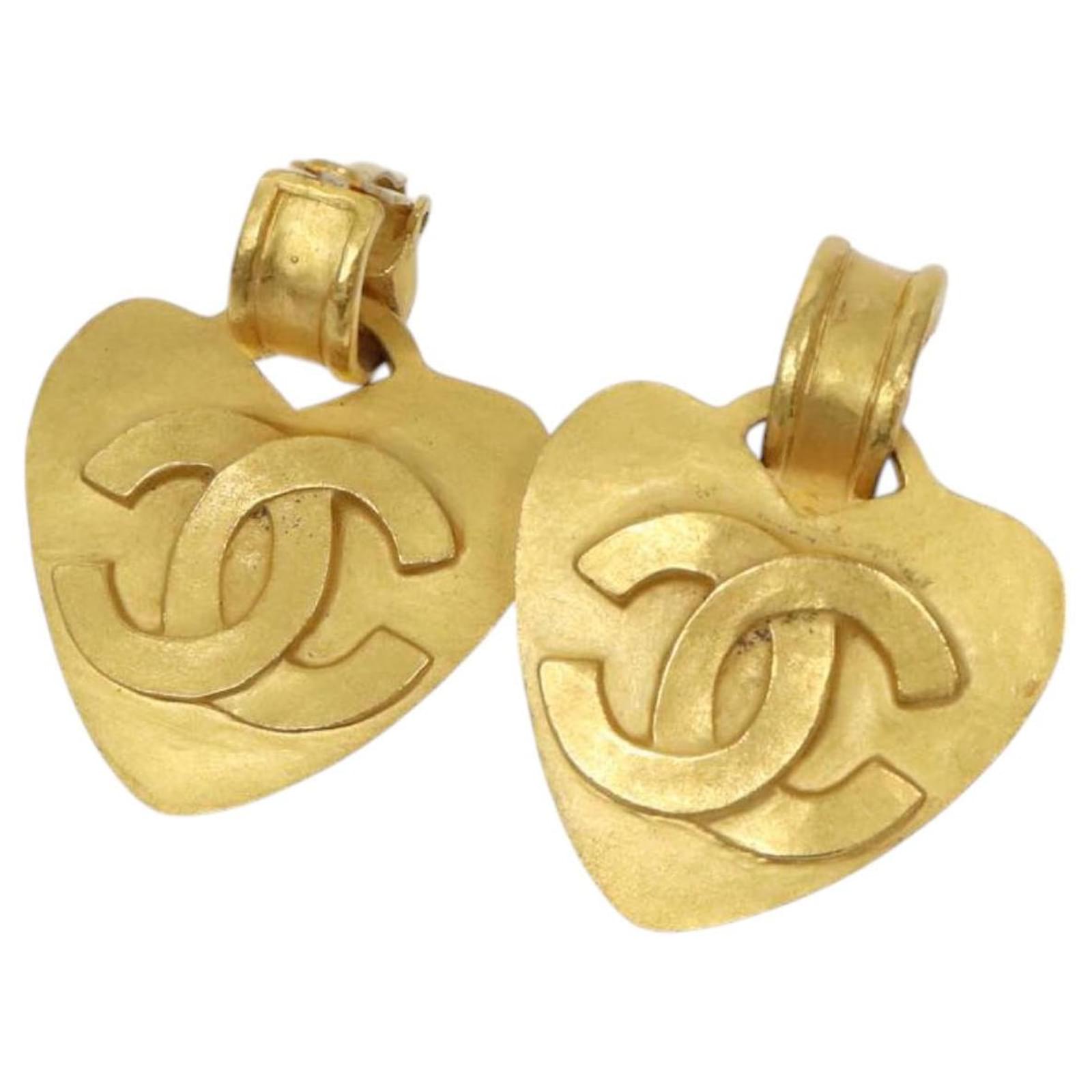 Chanel Coco Mark Golden Metal ref.2278388 - Joli Closet