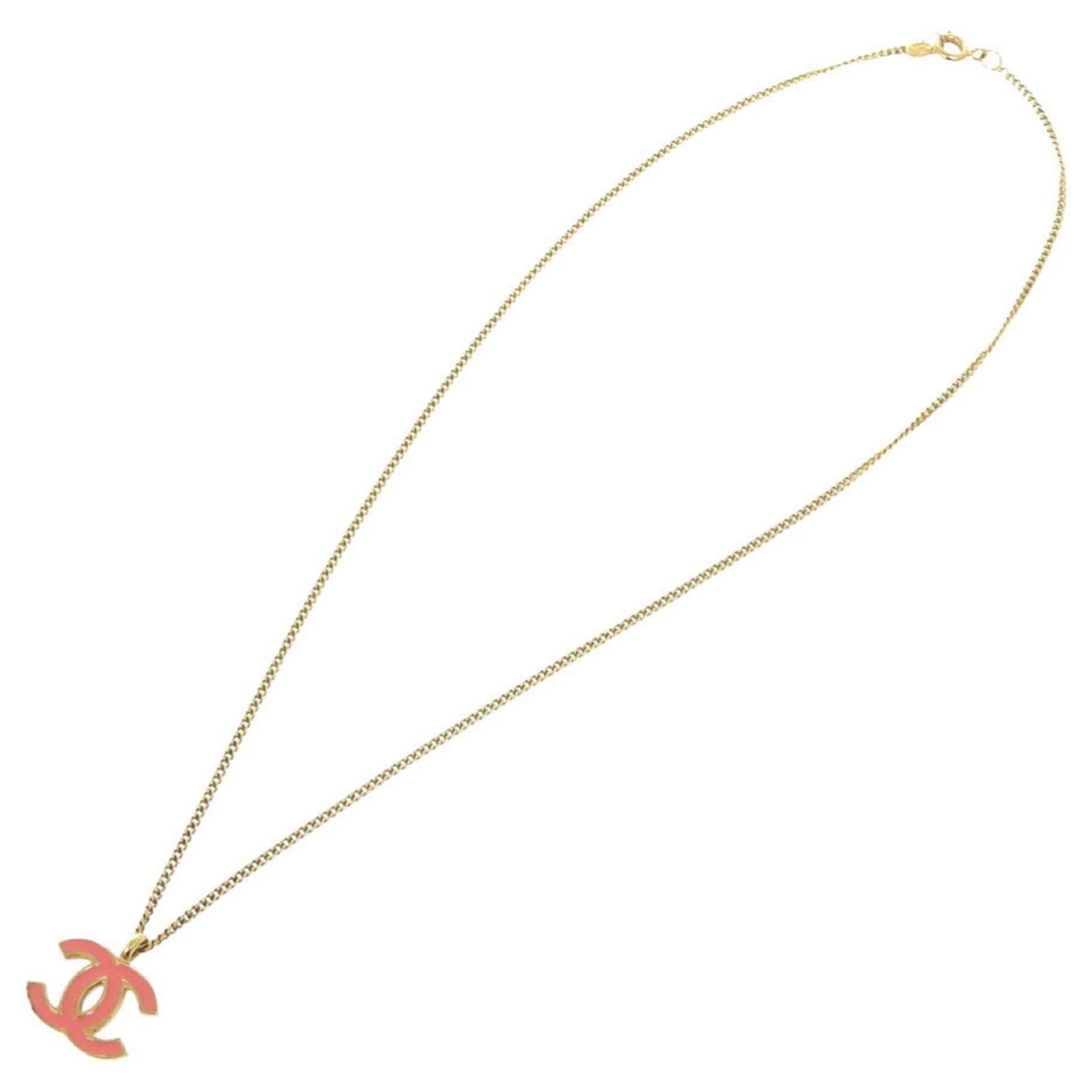 Chanel Coco Mark Golden Metal ref.2296377 - Joli Closet