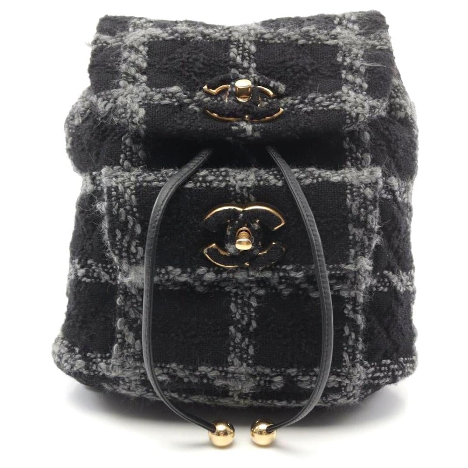 Chanel Coco Mark Fabric Backpack Black ref.2310064 - Joli Closet