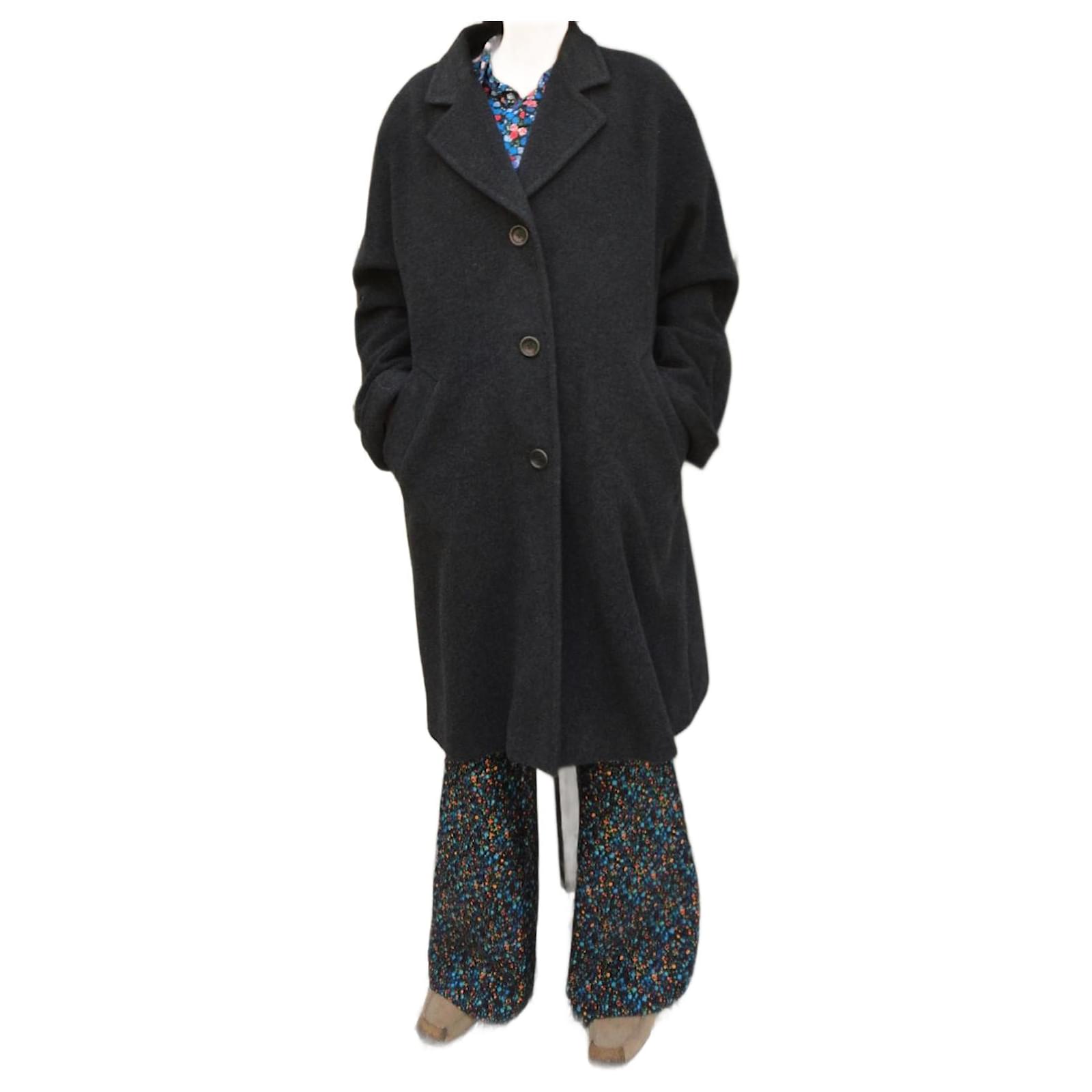 Gerard Darel Coats, Outerwear Grey Wool ref.2310949 - Joli Closet