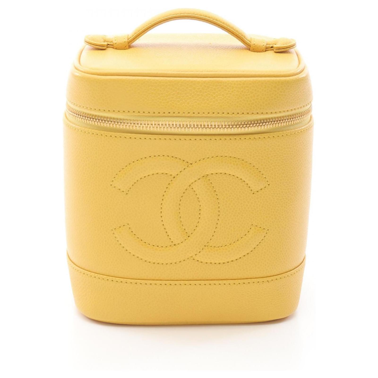 Chanel Coco Mark Caviar Skin Handbag Yellow Leather ref.2316791 - Joli ...