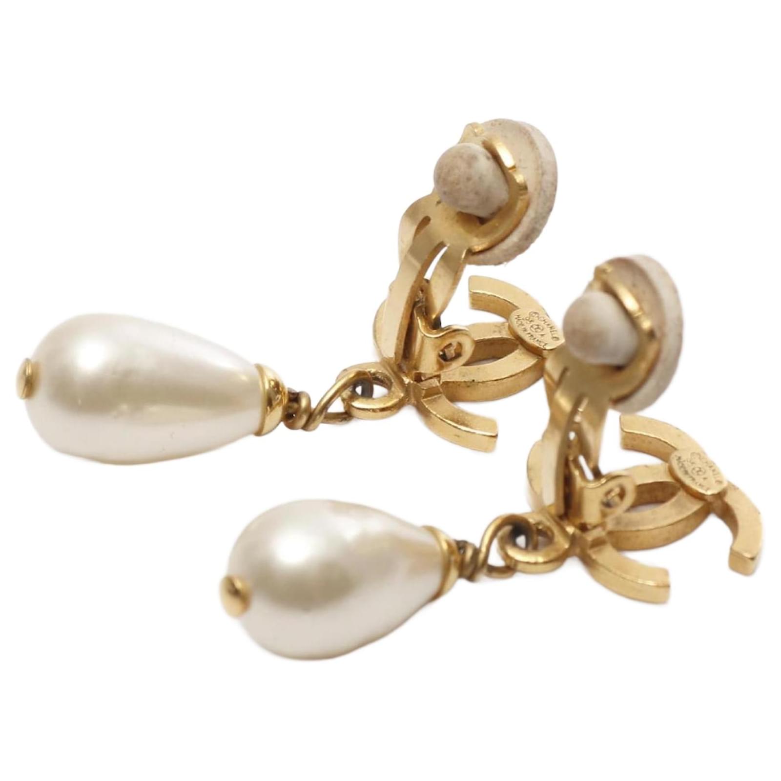 Chanel Coco Mark Golden Gold-plated ref.2322189 - Joli Closet