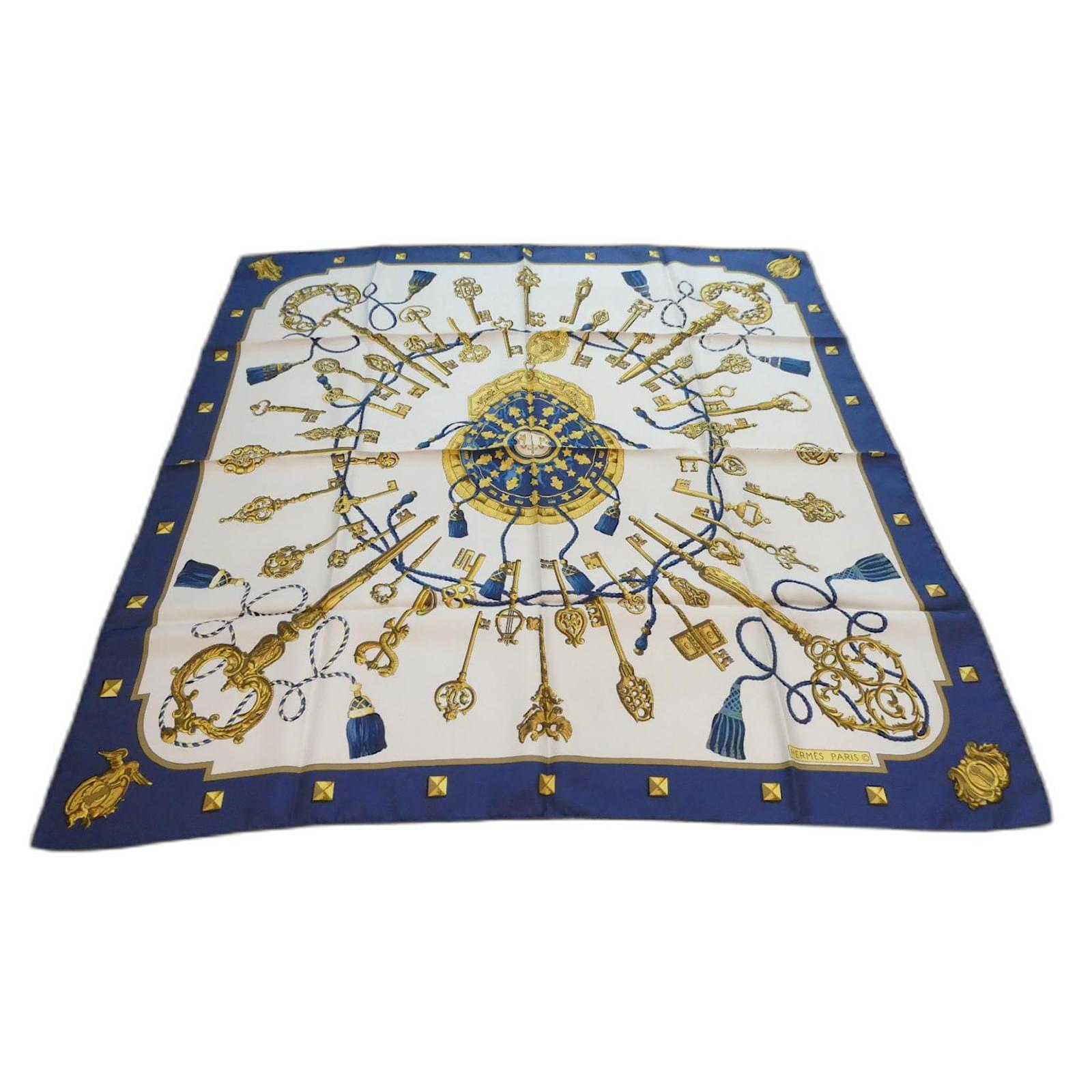 Hermès square 'Les Clefs' with its box Blue Silk ref.2328750 - Joli Closet