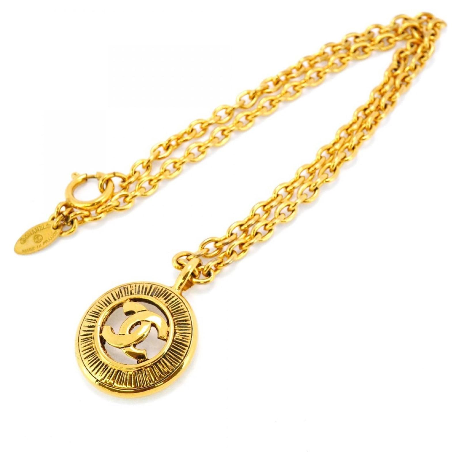 Chanel Coco Mark Golden Gold-plated ref.2336399 - Joli Closet