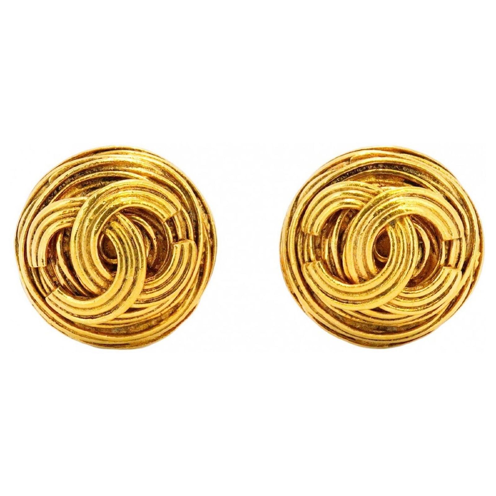 Chanel Coco Mark Golden Gold-plated ref.2337012 - Joli Closet