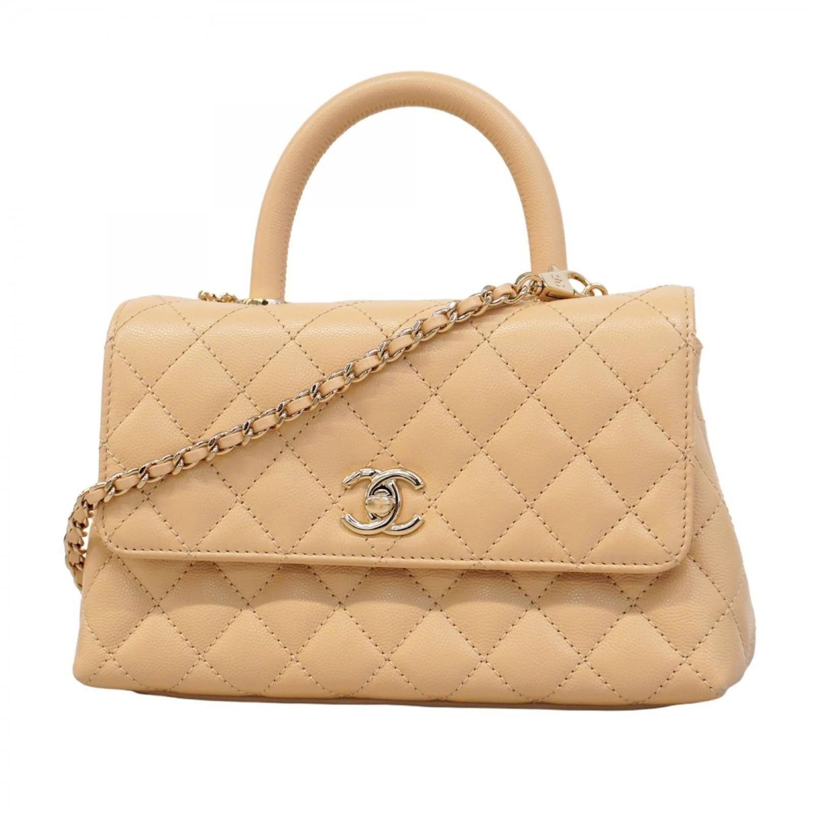 Chanel Beige Grained Calfskin Handbag ref.2337768 - Joli Closet