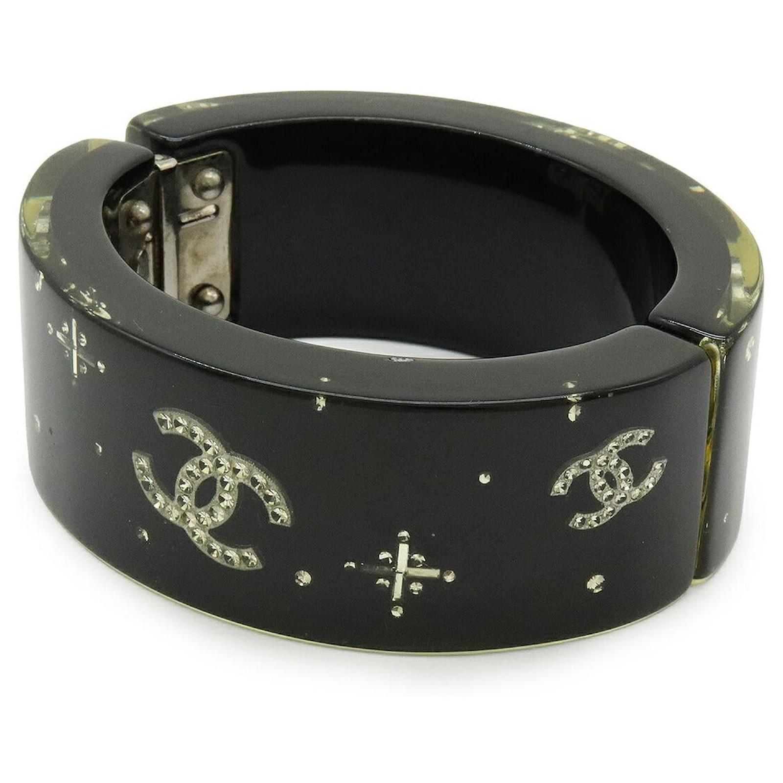 Chanel Coco Mark Bracelet Black Plastic ref.2347382 - Joli Closet