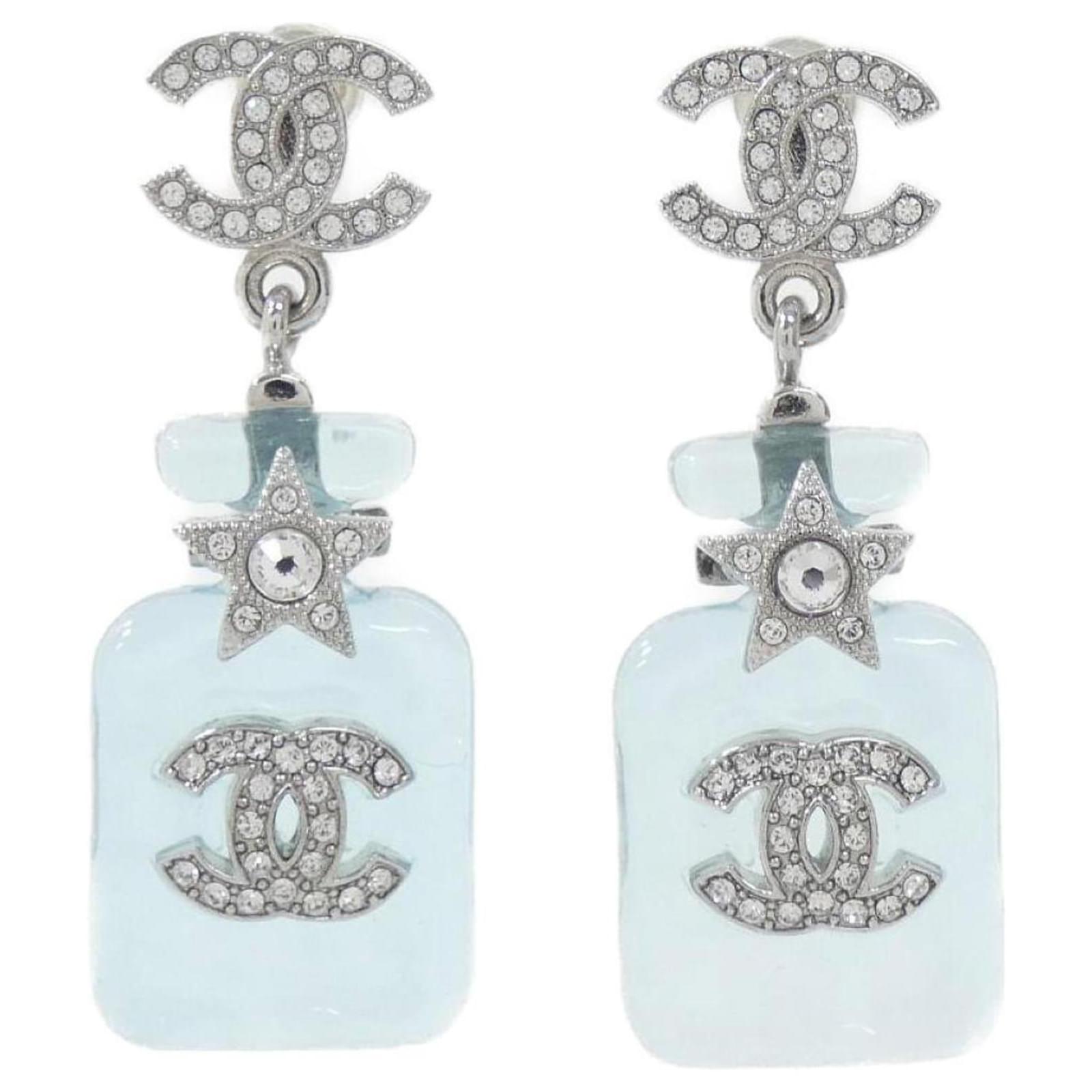 Chanel Coco Mark Blue Metal ref.2352366 - Joli Closet