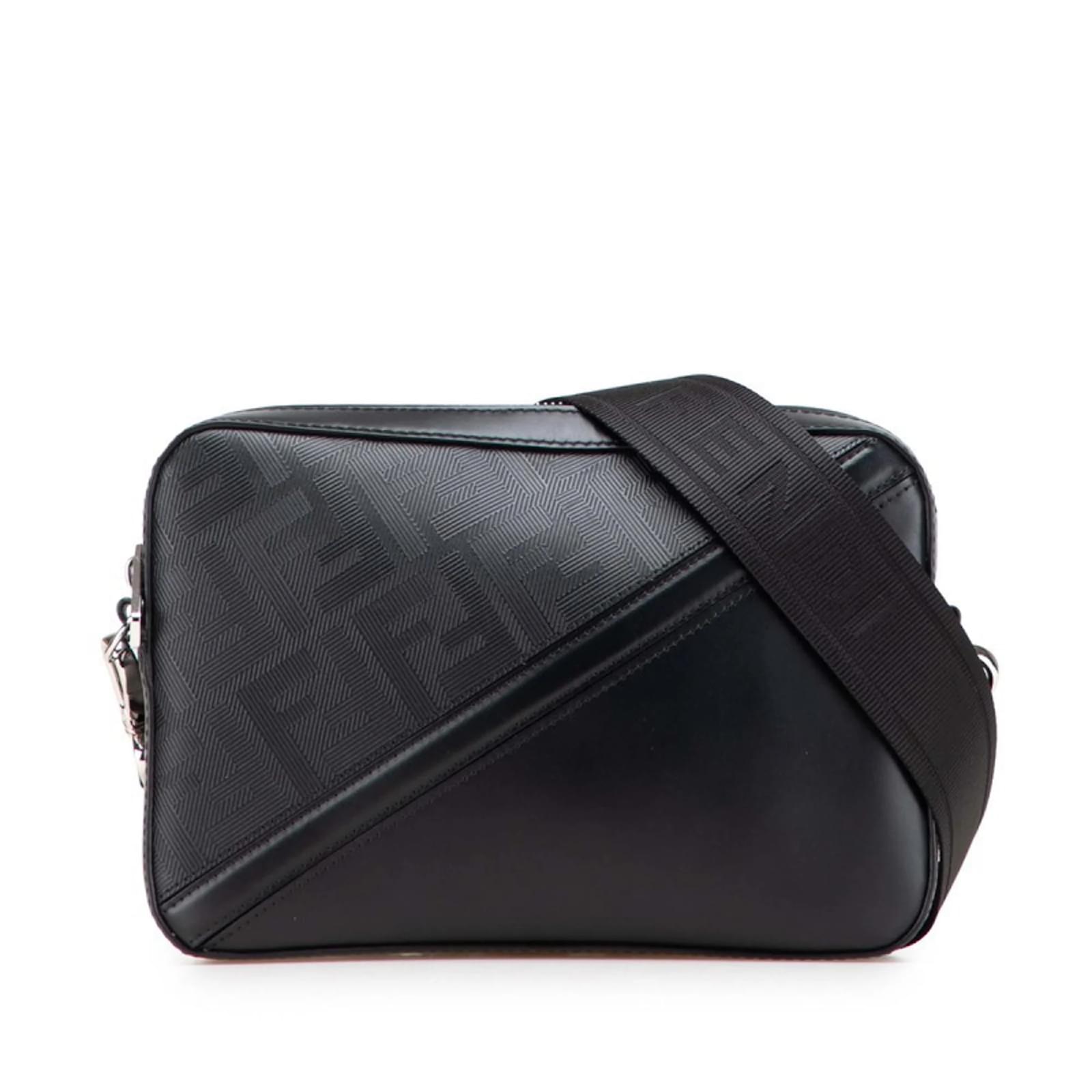 Fendi Diagonal Camera Bag Black Leather ref.2365230 - Joli Closet