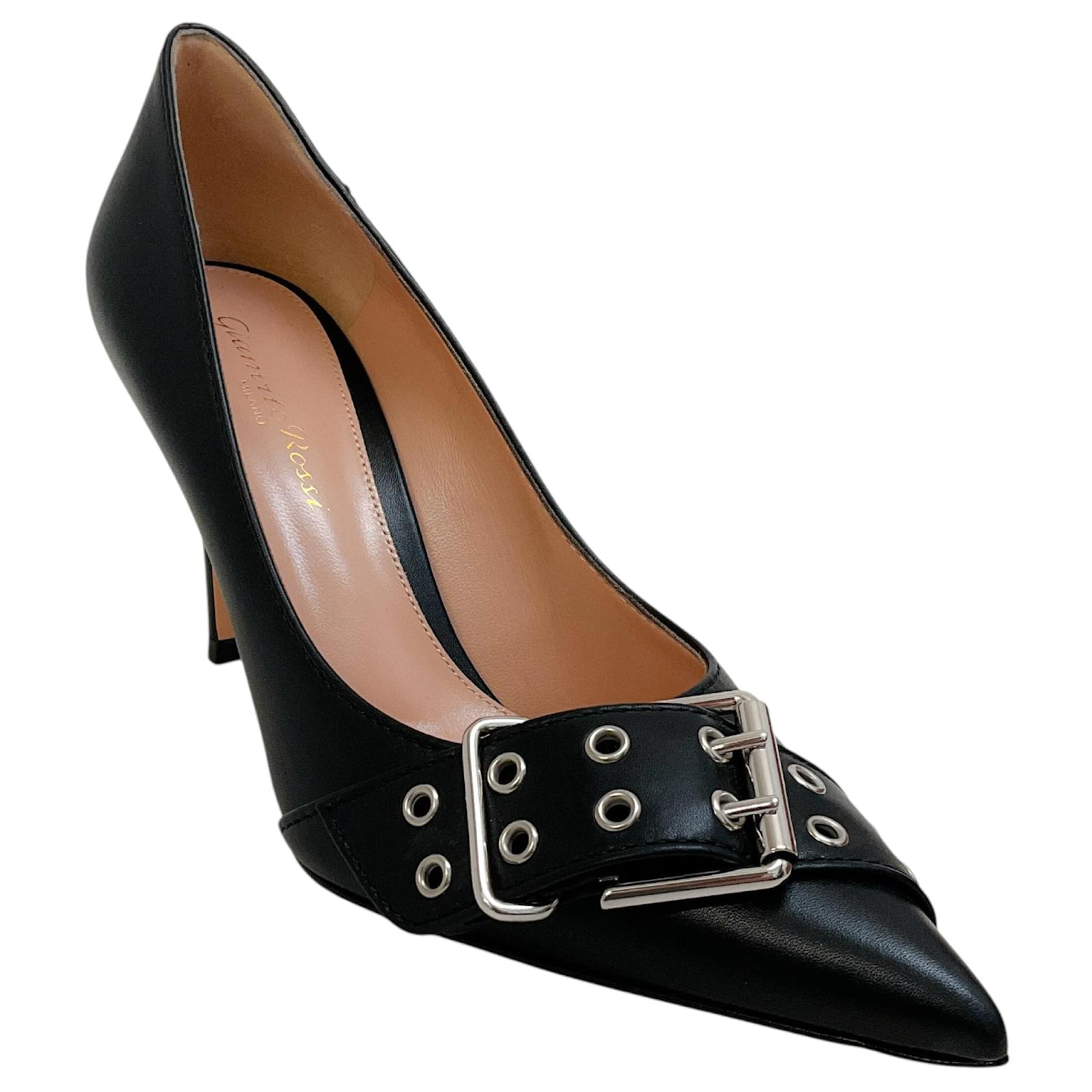 Gianvito Rossi Black Leather Buckle Pumps ref.2396522 - Joli Closet