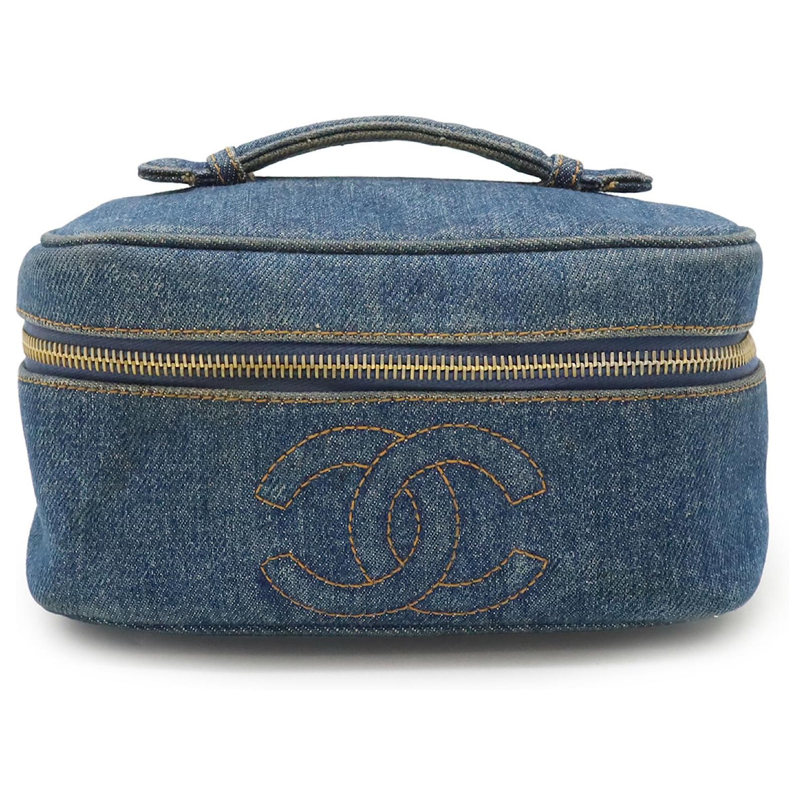 Chanel Coco Mark Denim Vanity Bag Blue ref.JC2416456 (Sold) - Joli Closet