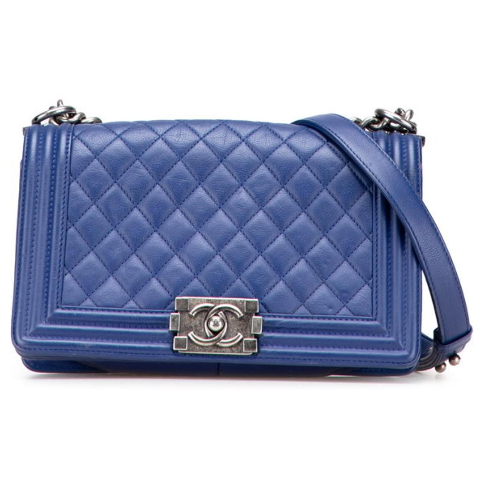 Chanel Boy Blue Leather ref.2423841 - Joli Closet