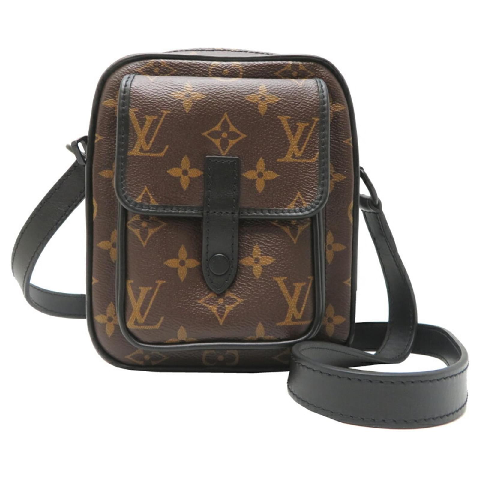 Louis Vuitton Christopher Wearable Wallet Men's Shoulder Bag Brown ...