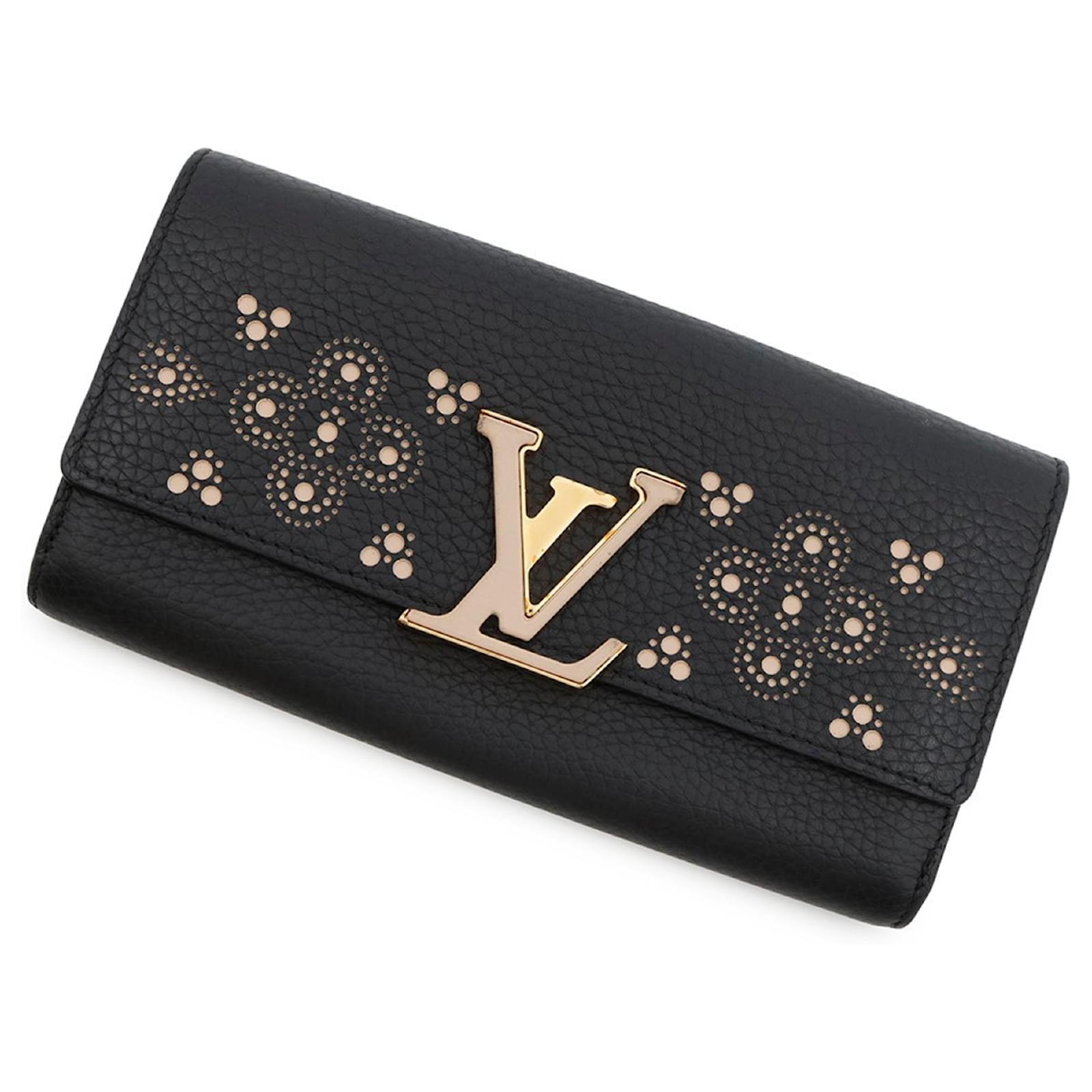 Louis Vuitton Taurillon Leather Long Wallet Black ref.2429338 - Joli Closet