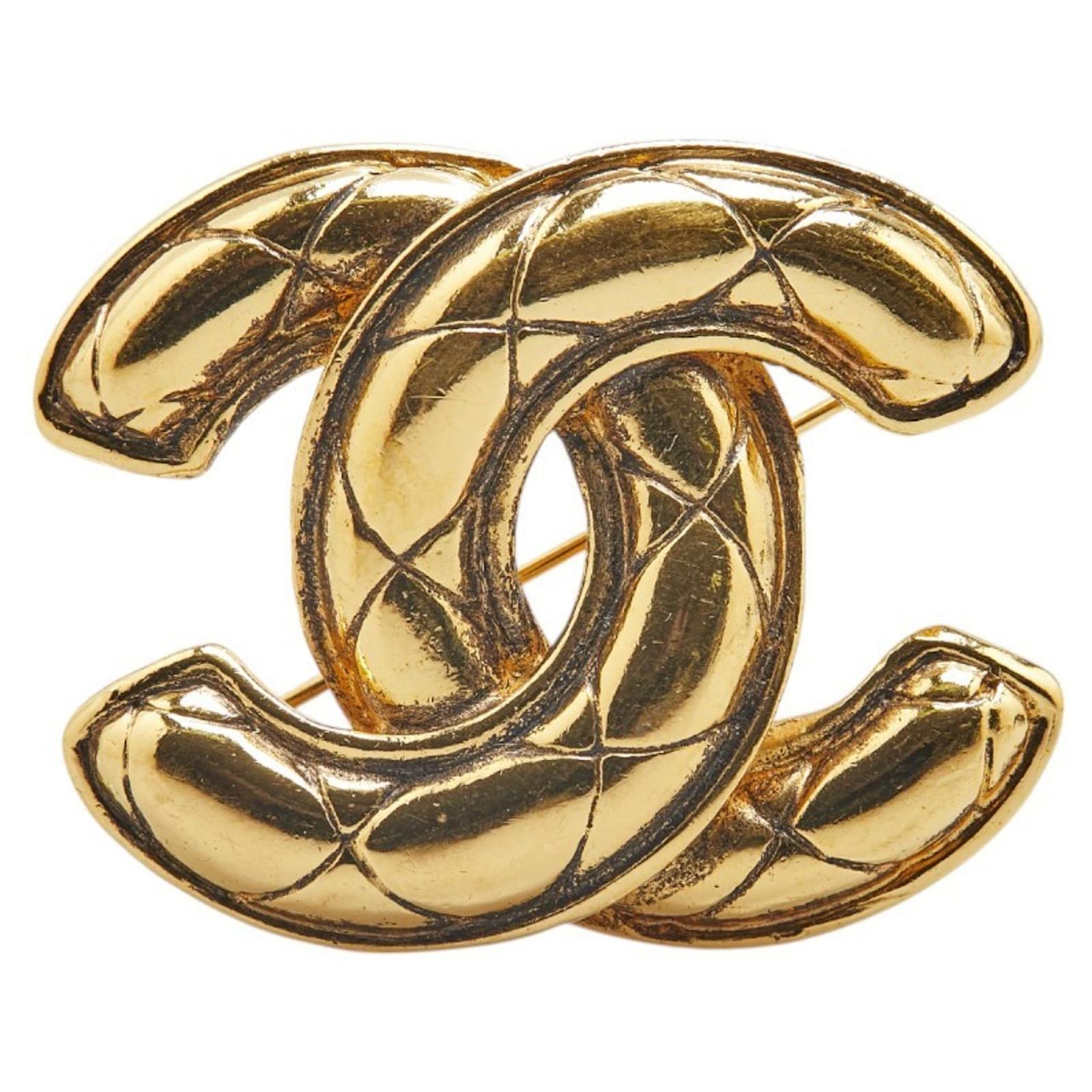 Chanel Coco Mark Golden Gold-plated ref.2430279 - Joli Closet