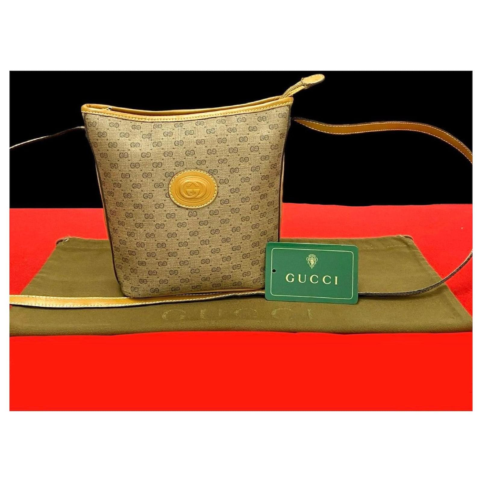 Gucci Micro GG Leather Shoulder Bag Brown ref.2439986 - Joli Closet