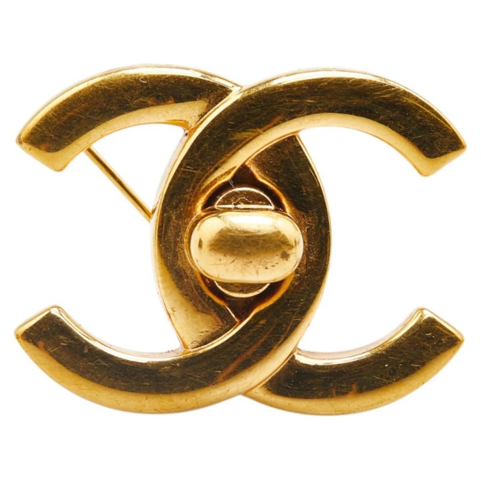 Chanel Coco Mark Golden Gold-plated ref.2441353 - Joli Closet