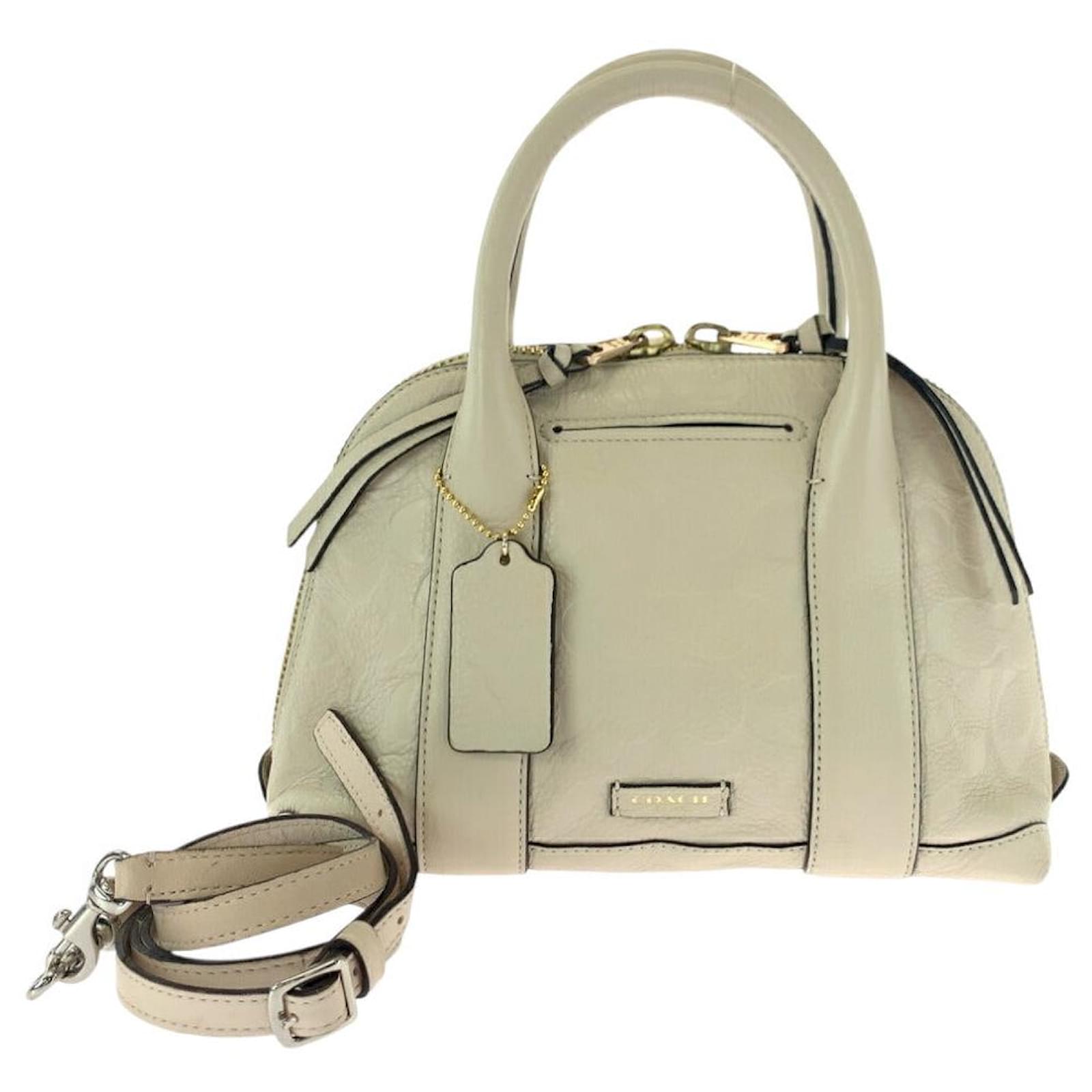 Coach Leather Signature White Gold Shoulder Bag Pony-style calfskin ref ...