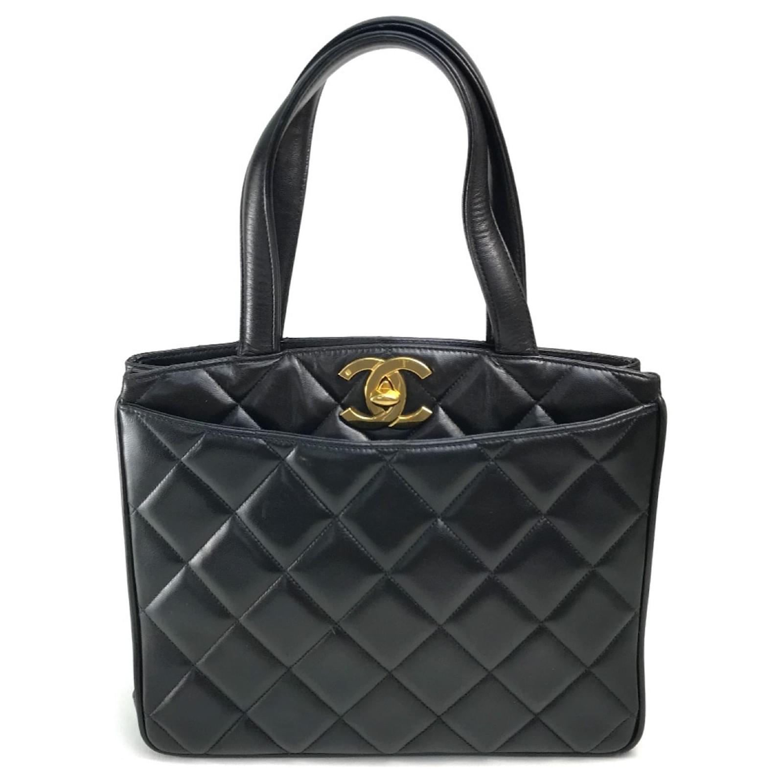 Chanel CC Coco Mark Matelasse Quilted Handbag Black Leather ref.2478274 ...