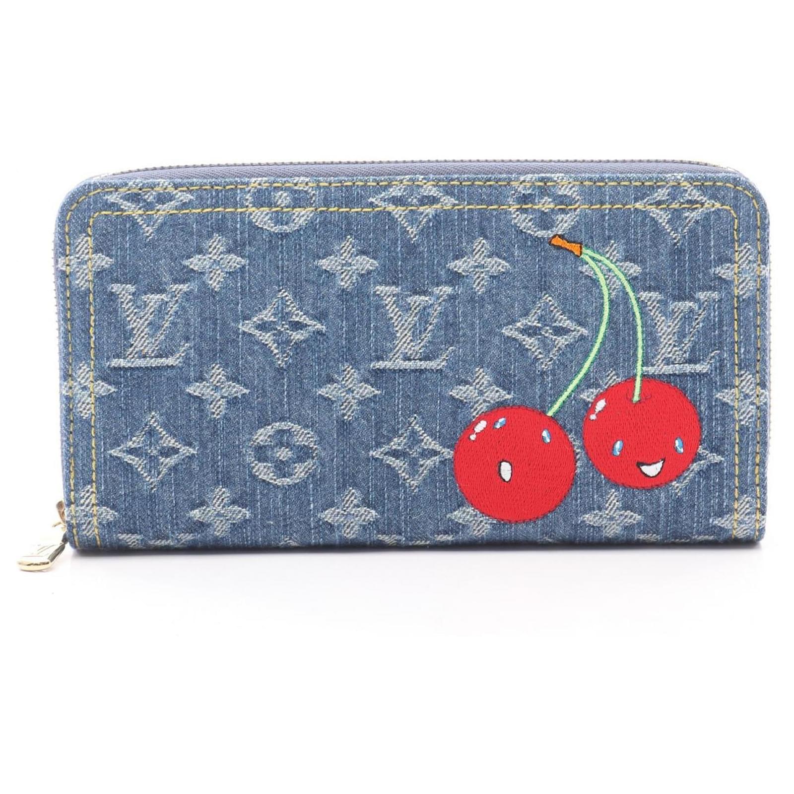 Louis Vuitton Monogram Denim Long Wallet Blue ref.2482674 - Joli Closet
