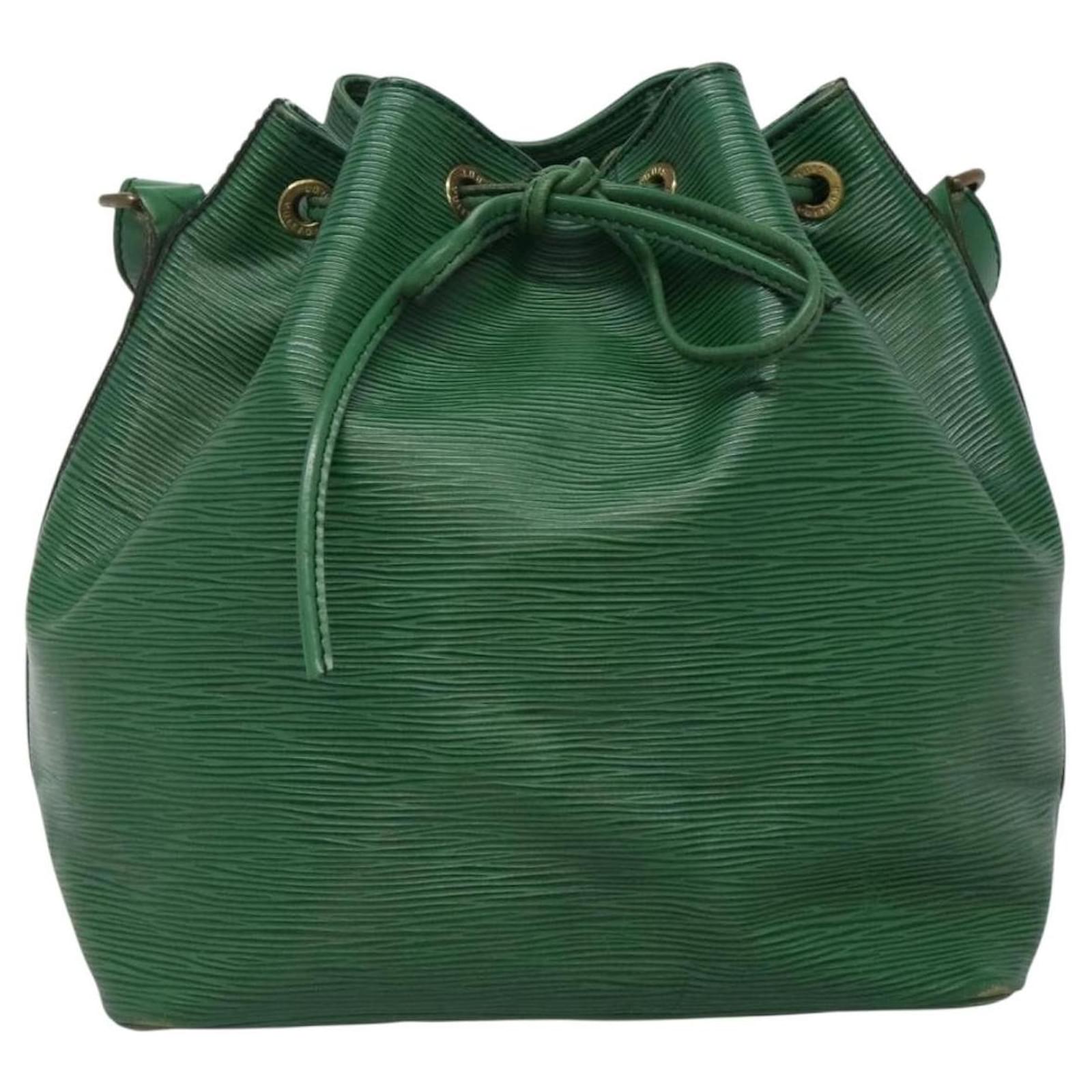 Louis Vuitton Petit Noe Handbag Epi Leather Small Green ref.2498768 ...