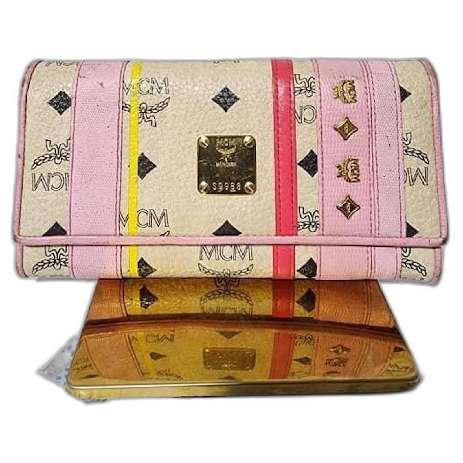 MCM Visetos Long Trifold Wallet Beige/Pink Leather ref.2499623 - Joli ...