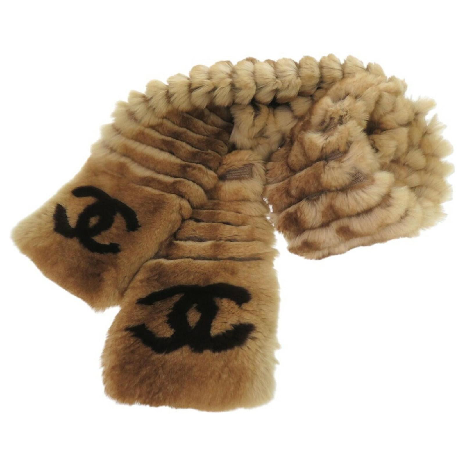 Chanel Brown Cashmere Stole ref.2506922 - Joli Closet