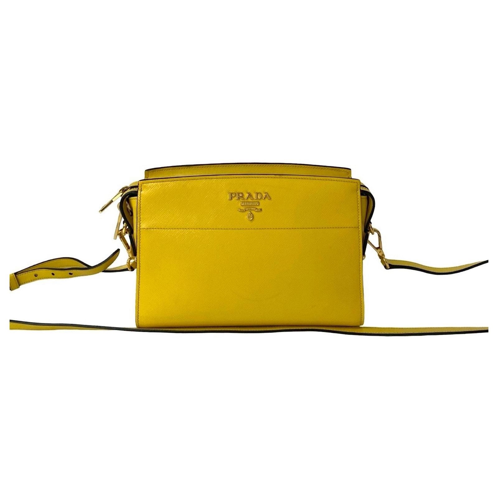 Prada Yellow Saffiano Leather Shoulder Bag ref.2512451 - Joli Closet