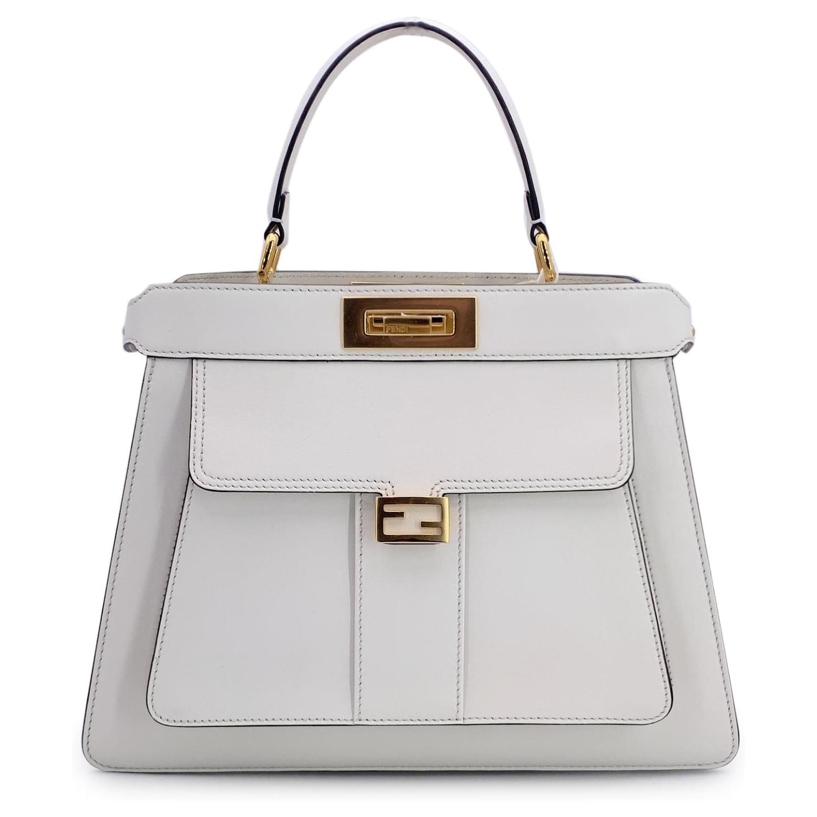 Fendi Vintage Leather Handbag Peekaboo ISeeU White ref.2517270 - Joli ...