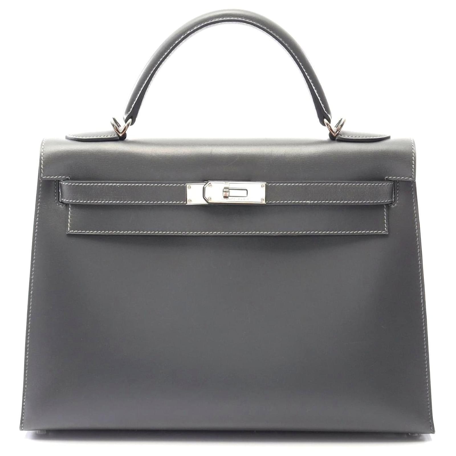 Hermès Hermes Kelly 32 Handbag Grey ref.2528456 - Joli Closet