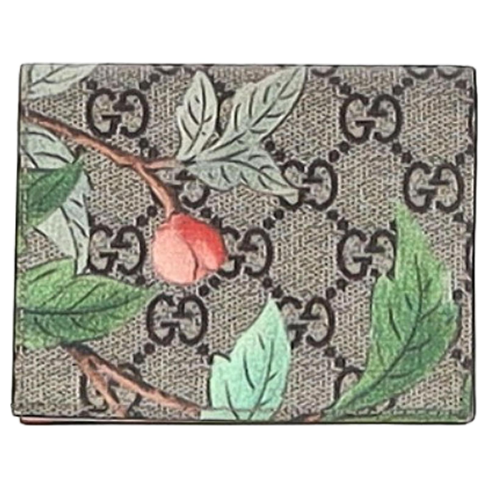 Gucci GG Supreme Monogram Tian Card Case in Multicolor Coated Canvas ...