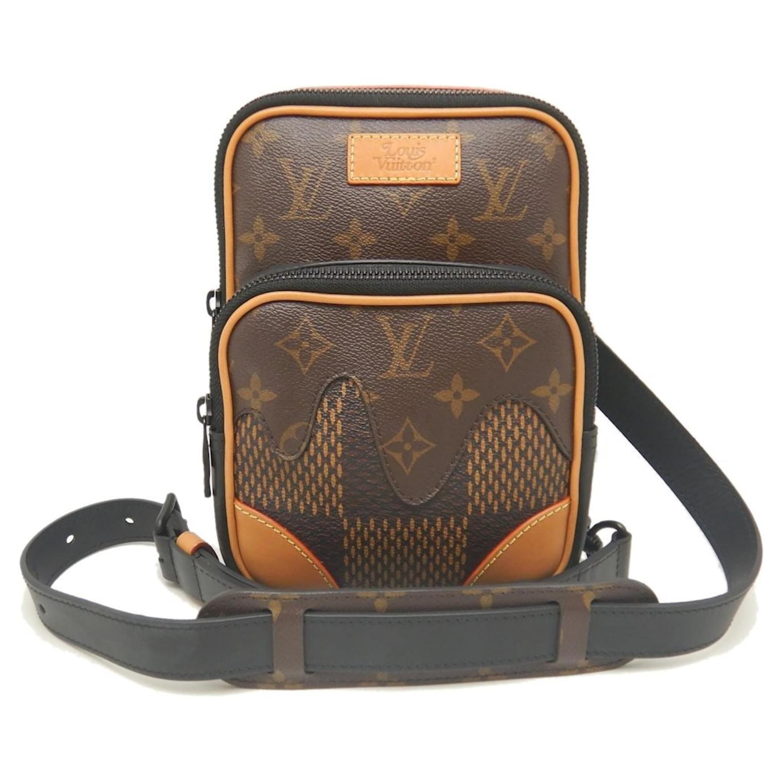 Louis Vuitton Damier Giant Amazon Sling Bag Brown Plastic ref.2535437 ...