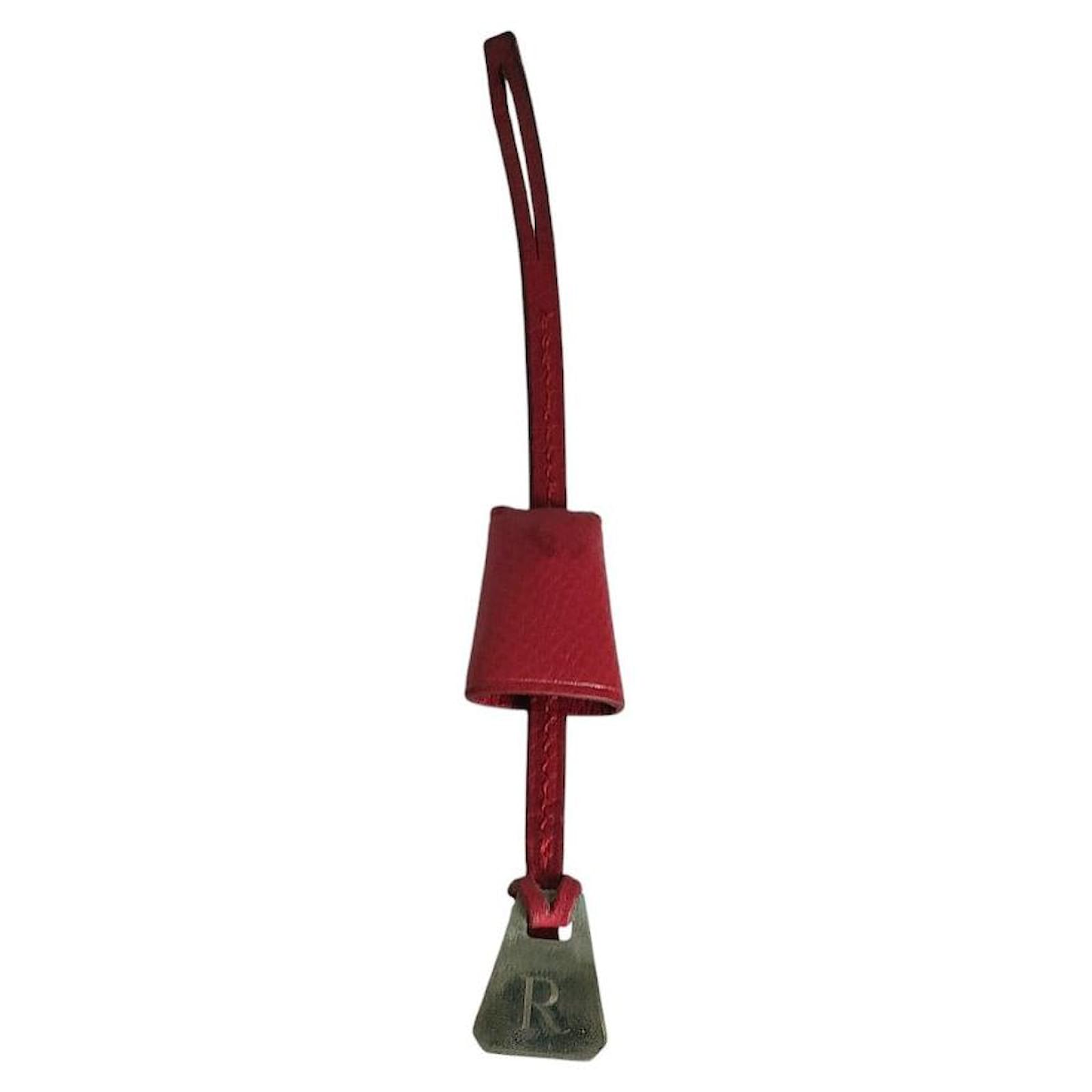 Hermès Hermes Mini Clochette Leather Charm Red ref.2576556 - Joli Closet