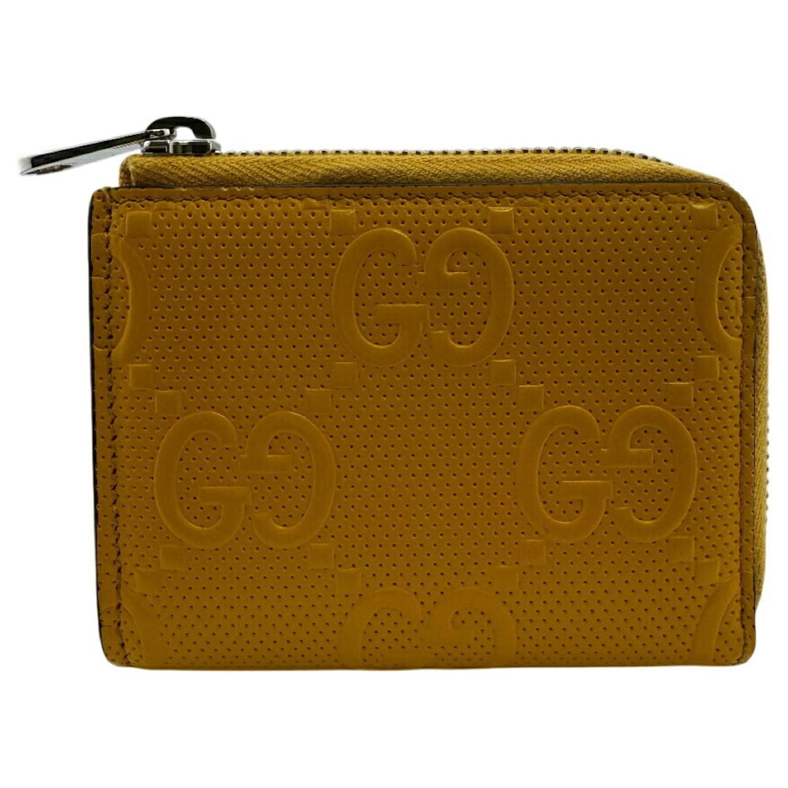 Gucci GG Embossed Leather Coin Purse Yellow ref.2579554 - Joli Closet