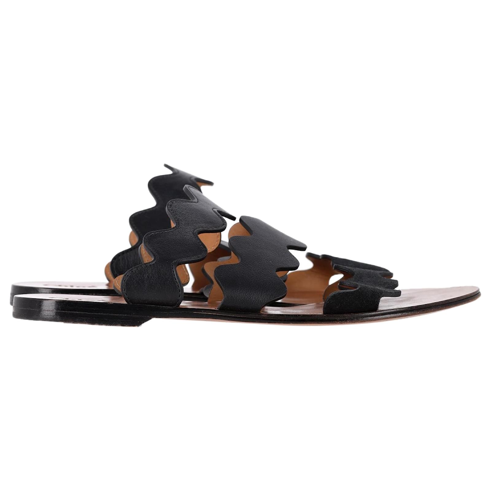 Chloé Lauren Wavy Three Strap Flat Slides in Black Leather ref.2582925 ...