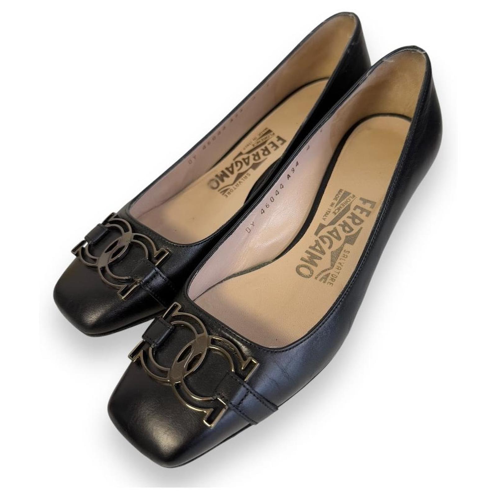 Salvatore Ferragamo Double Gancini Square Toe Low Heel Pumps Black ...