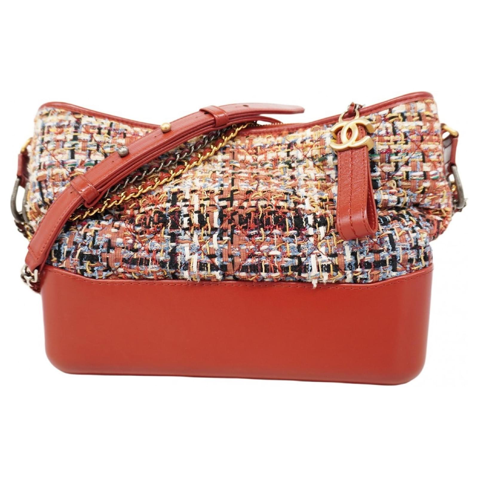 Sac à épaule Chanel Gabriel en tweed rouge ref.2588046 - Joli Closet