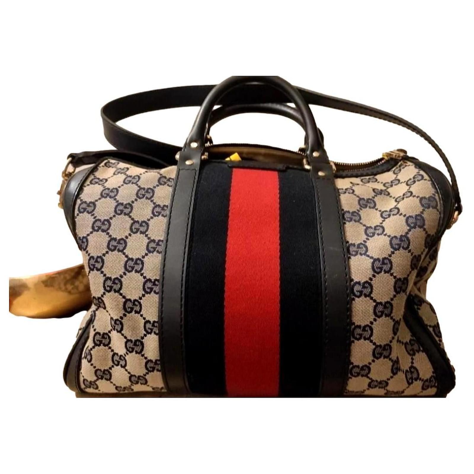 Gucci Blue Boston Red Cloth ref.2597047 - Joli Closet