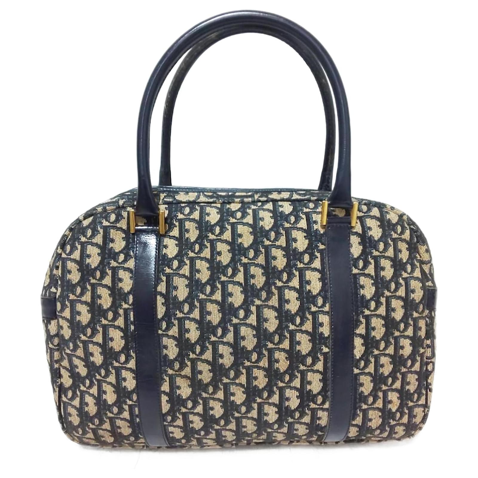 Christian Dior Handbags Navy blue Leather ref.2600629 - Joli Closet